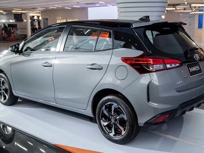 โตโยต้า Yaris - การค้นหาใน Lemon8