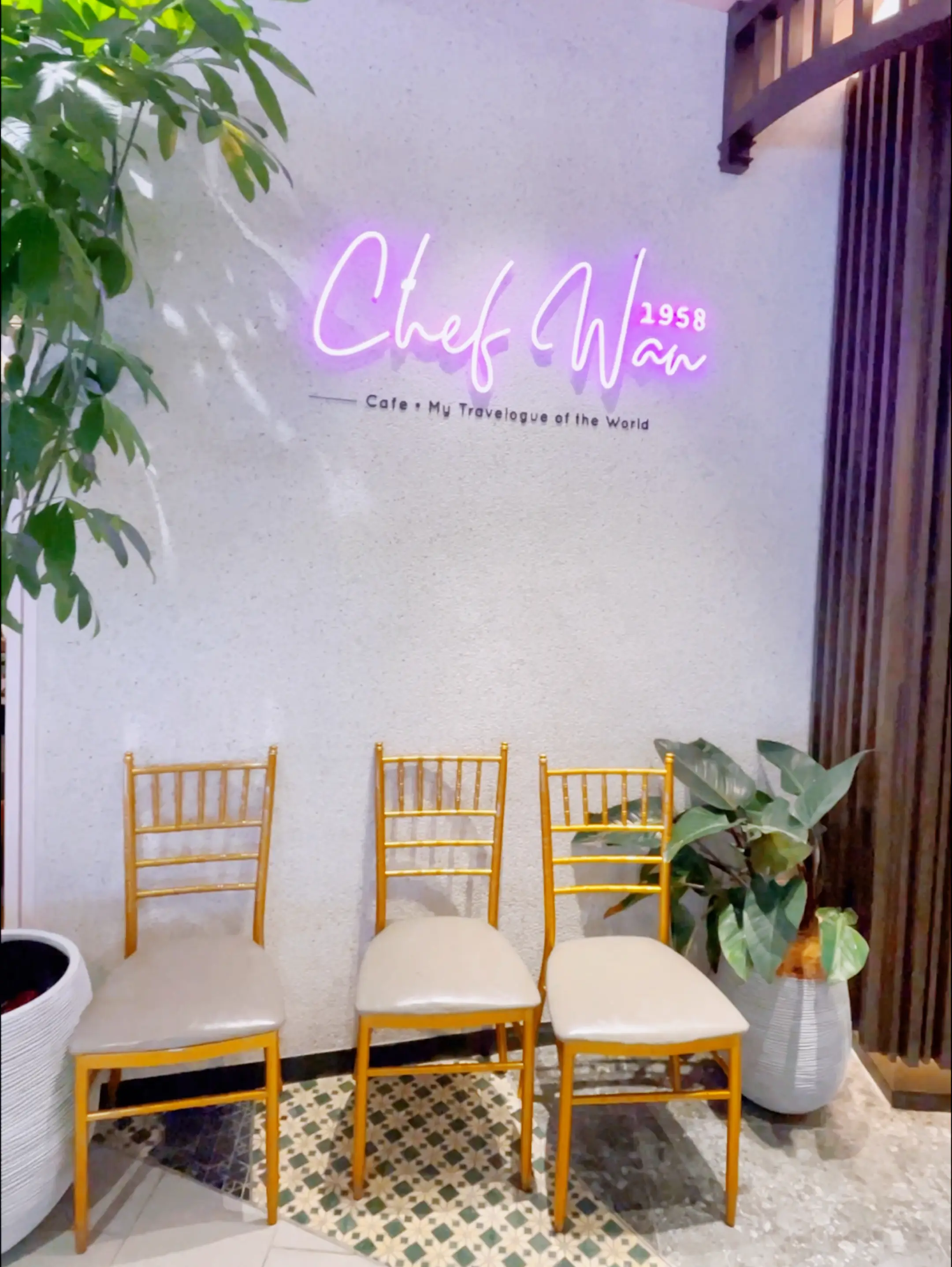 Lunch date at Chef Wan cafe | Video diterbitkan oleh Ben Tiger | Lemon8