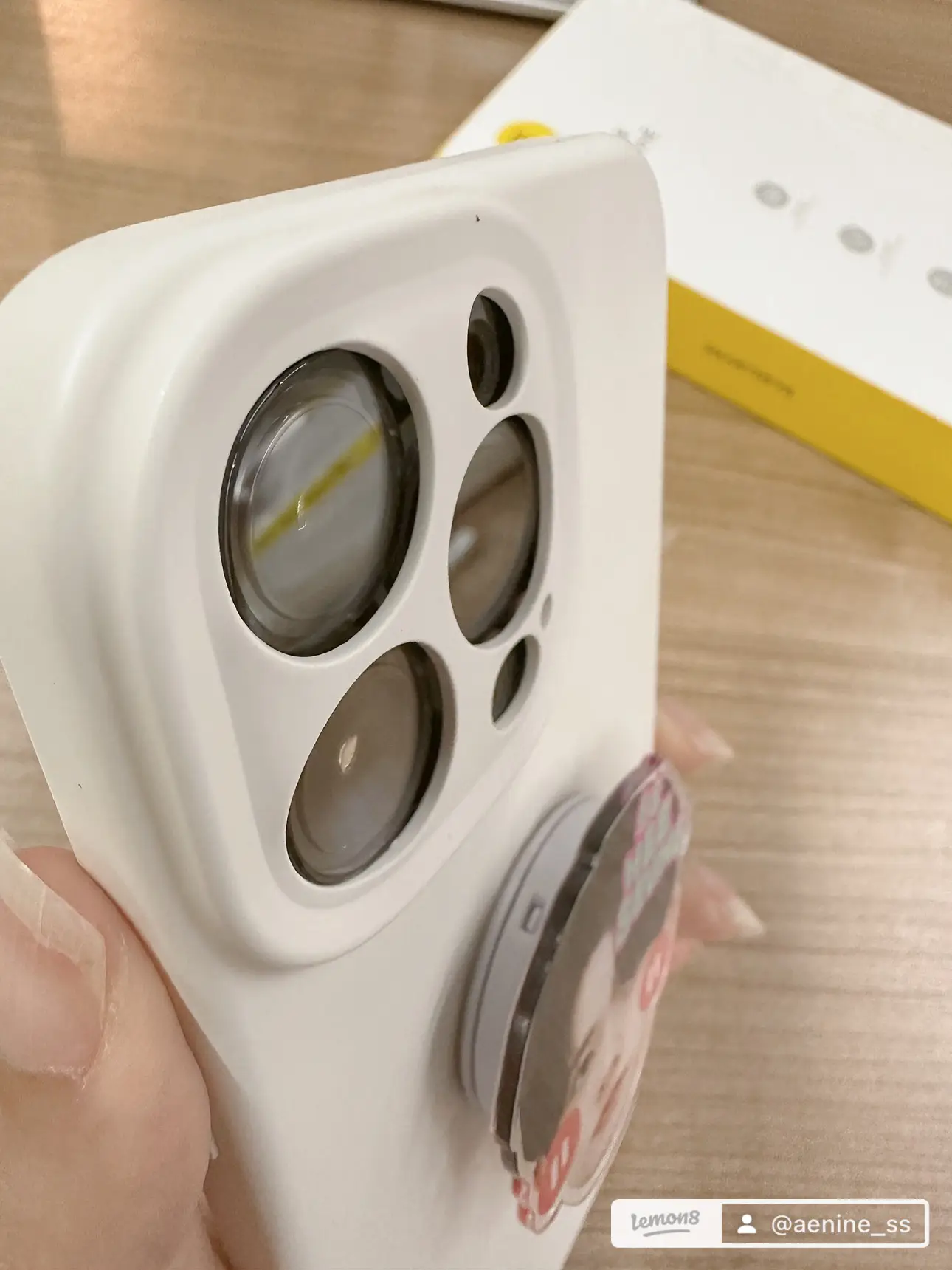 Case โทรศัพท์มินิมอล | ไม่กินขอบ iphone 📱🌈💜 | แกลเลอรีที่โพสต์โดย AeNine _ss | Lemon8