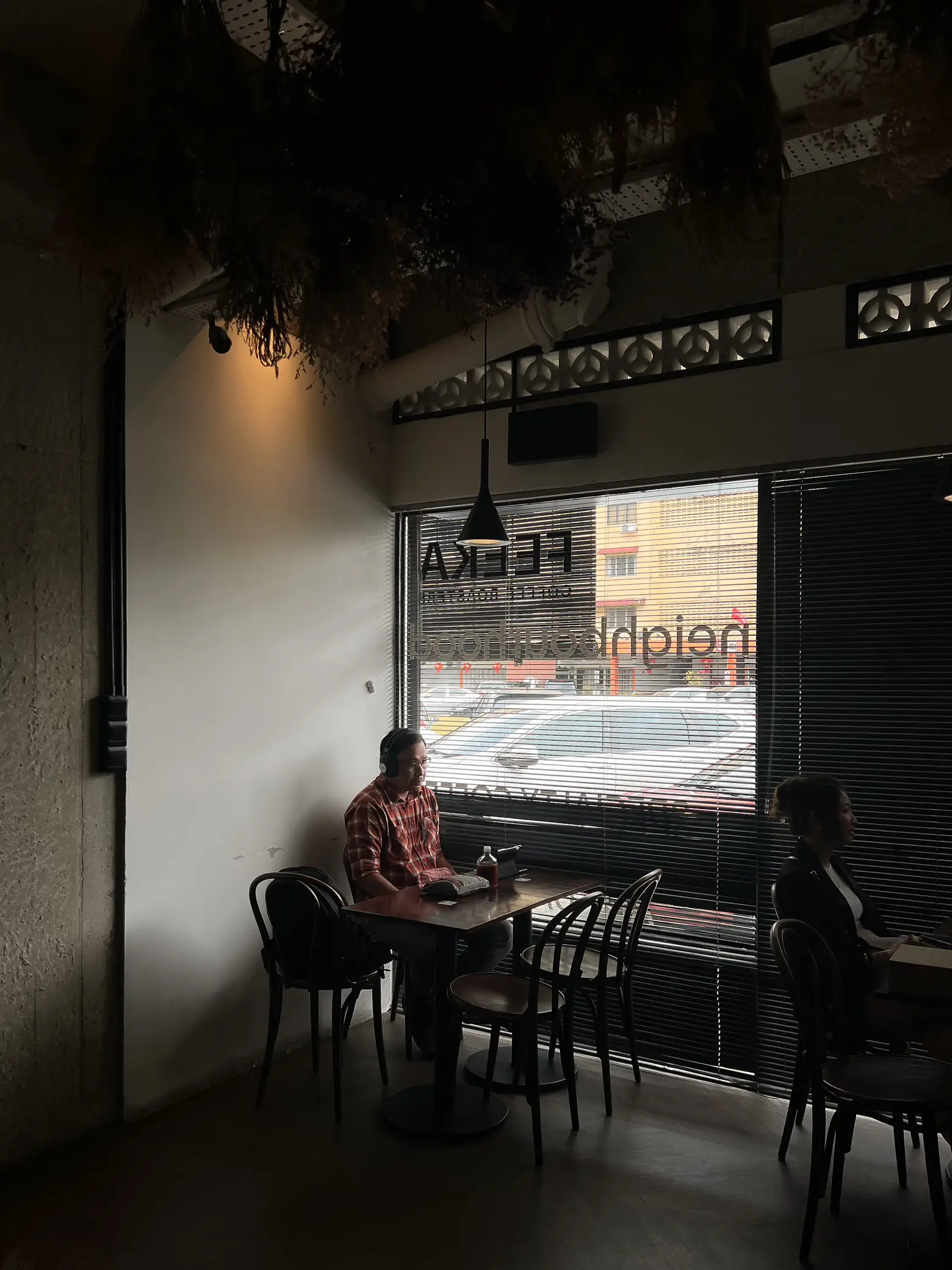 Feeka Coffee Roasters | review + outfit sharing! ☕️ | Galeri disiarkan ...