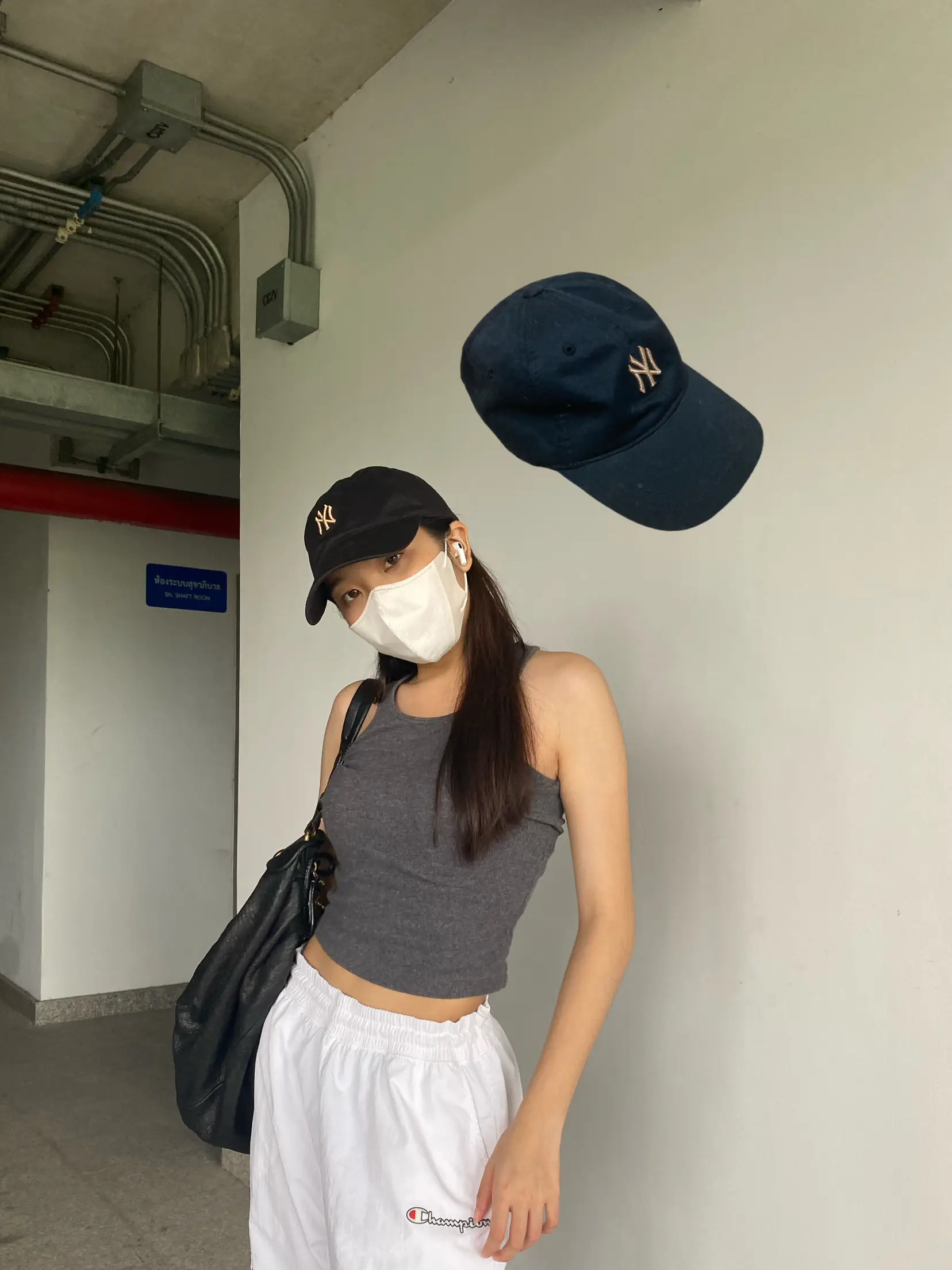 OOTD x Korea street fashion 🕷️ | แกลเลอรีที่โพสต์โดย AprilApril | Lemon8