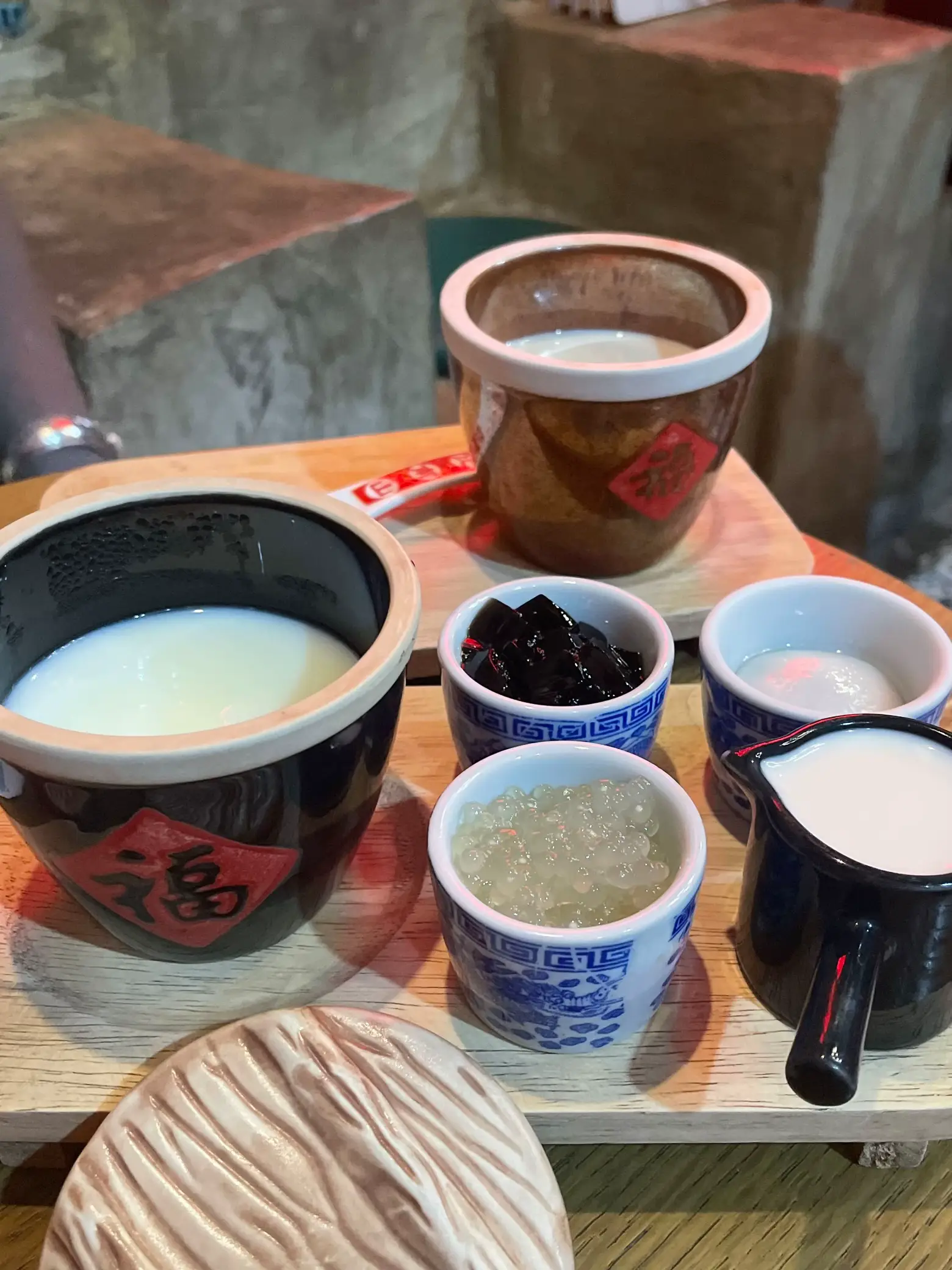 พาเดินเที่ยว/ชิม ร้านอร่อยแถวภูเขาทอง 💛 | แกลเลอรีที่โพสต์โดย opal658 | Lemon8