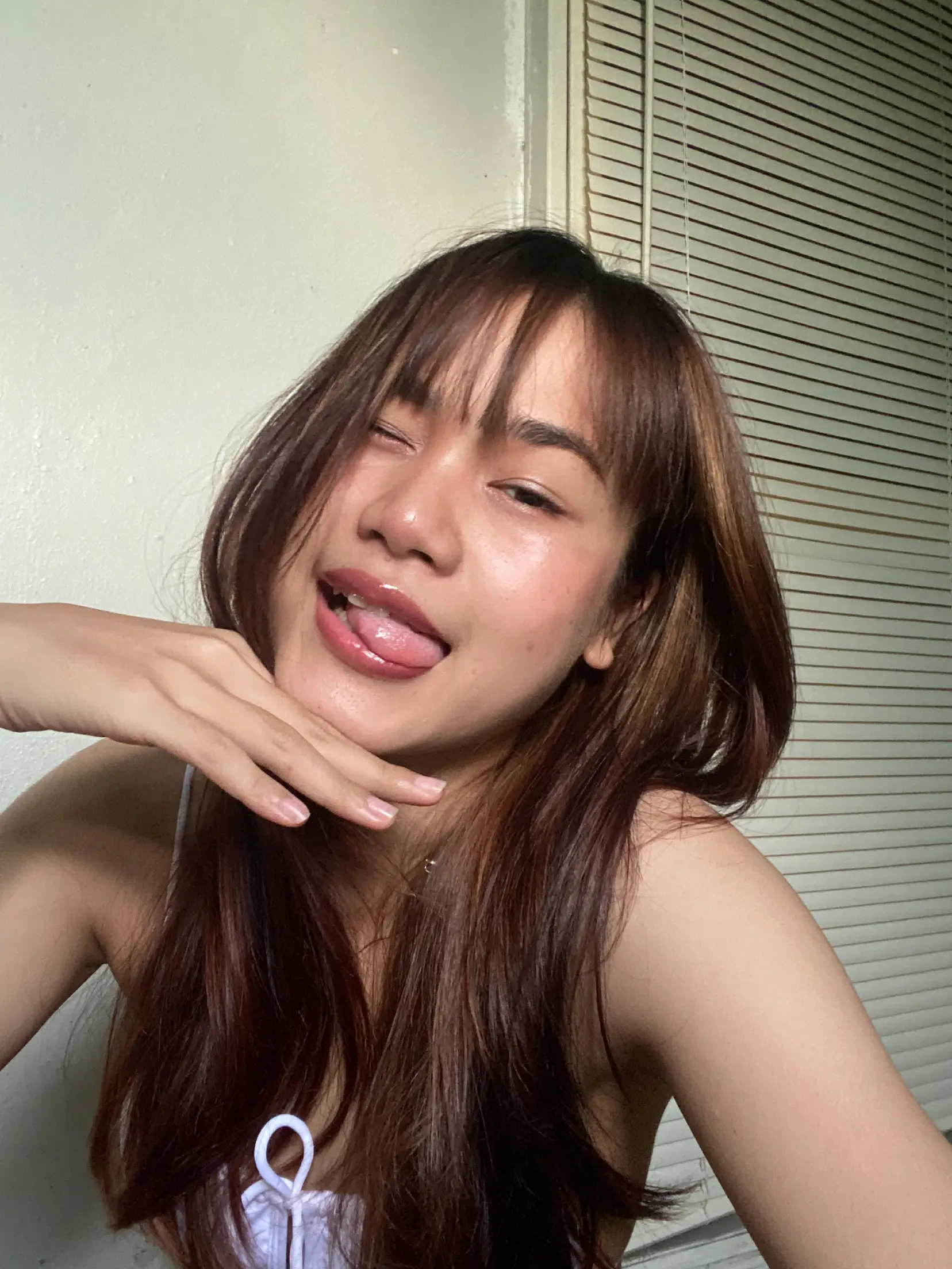 OOTD How to selfie ง่ายๆน่ารัก ผู้หญิงขี้เล่น 👈🏻 | แกลเลอรีที่โพสต์โดย Cherry🍒🍦 | Lemon8