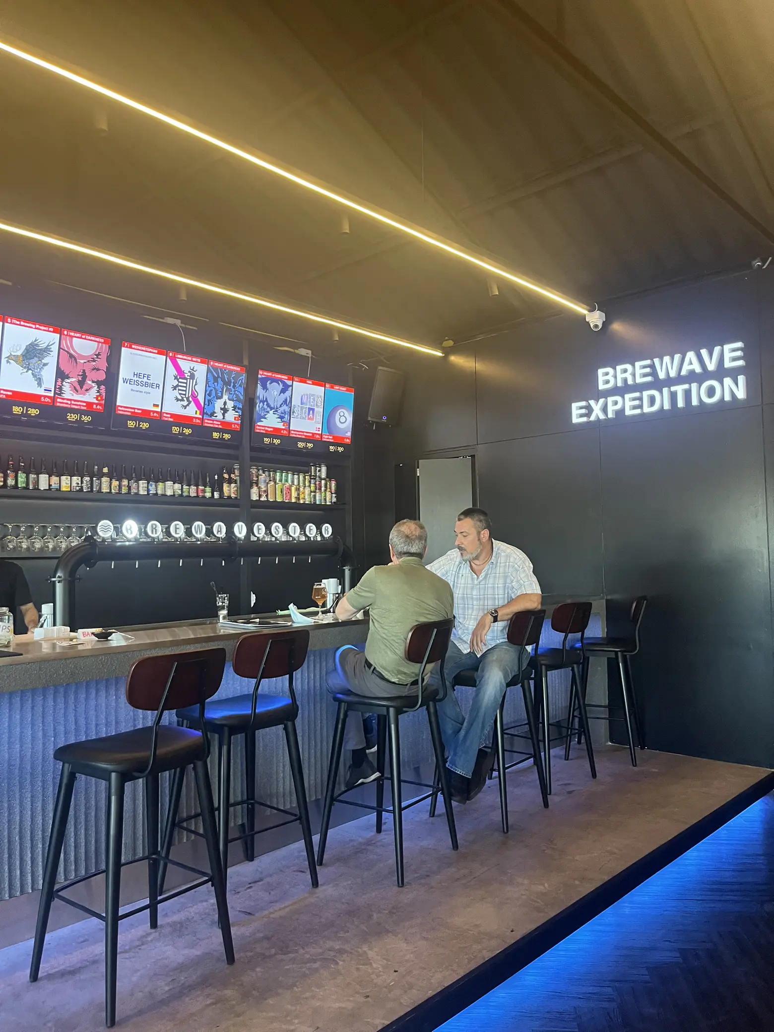 BREWAVE.BEER🍻 คาเฟ่ และ craft beer ครบ จบในร้านเดียว! | แกลเลอรีที่ ...