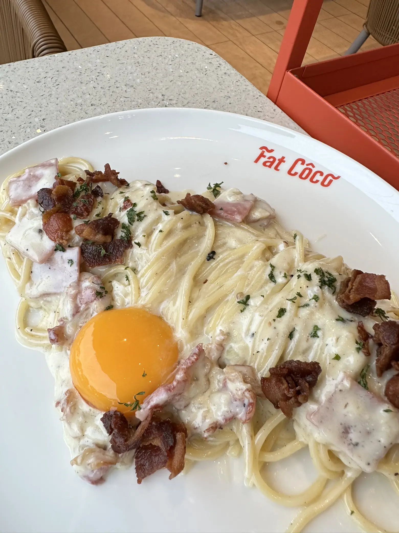 🌈รีวิวร้านริมหาดพัทยา อาหารดีชมวิวพระอาทิตย์ตกที่ Fat Coco🧡 | แกลเลอรี ...