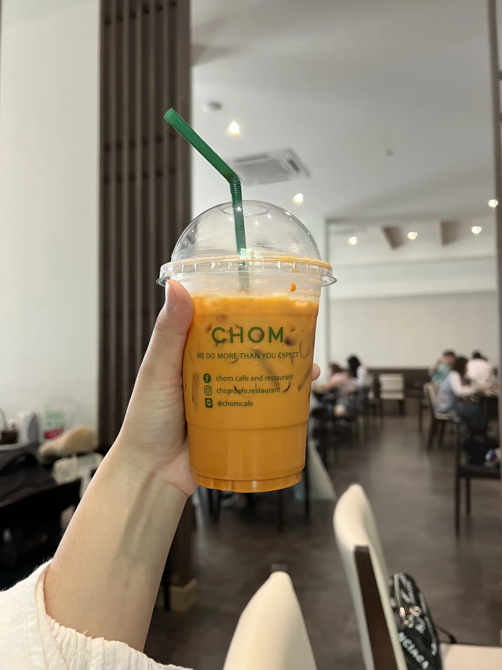 Chom Cafe & Restaurant จังหวัดเชียงใหม่ 🍹 | แกลเลอรีที่โพสต์โดย Nampanjrwjn_ | Lemon8