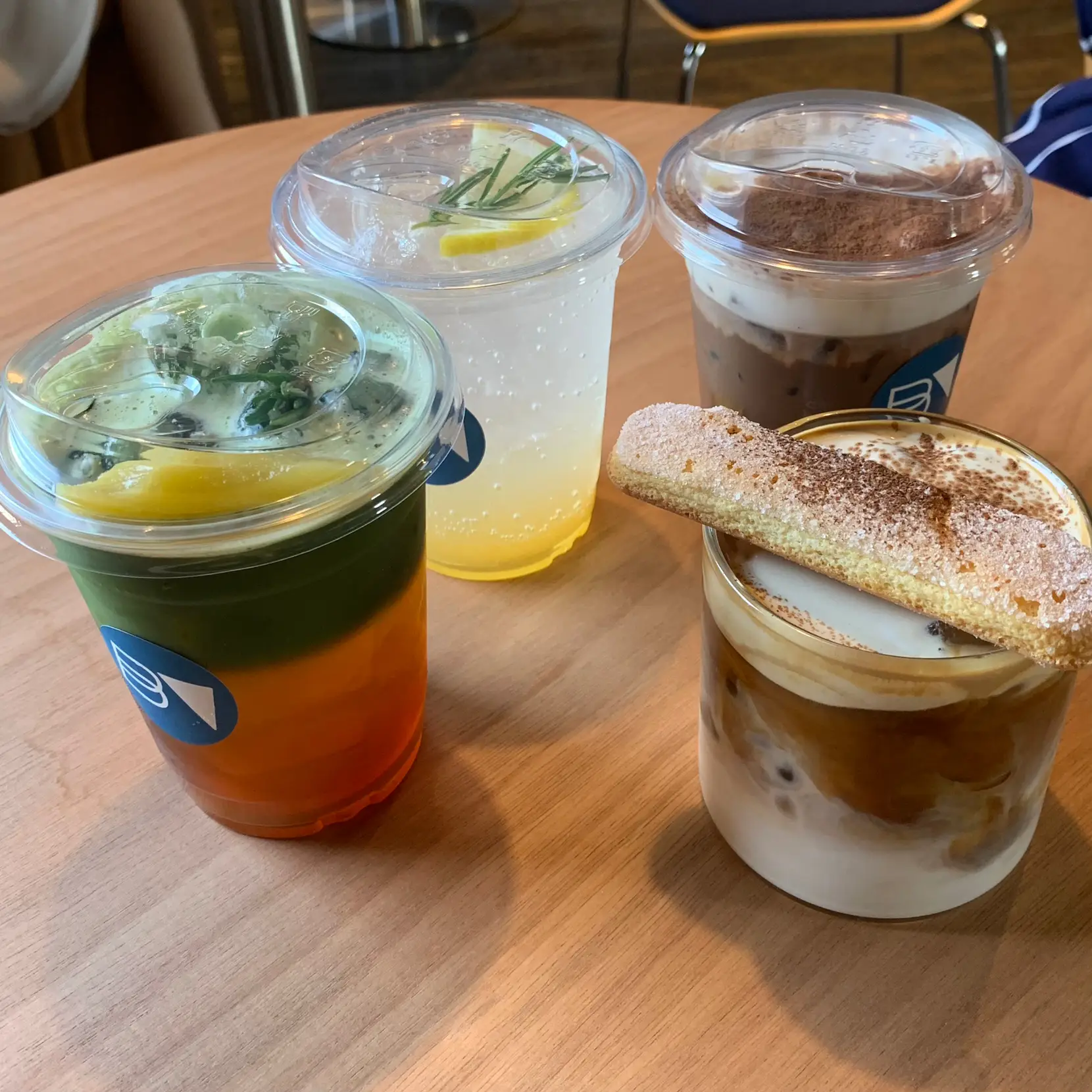คาเฟ่แถวสันป่าข่อย เชียงใหม่ 🥰 | แกลเลอรีที่โพสต์โดย Yam_att | Lemon8