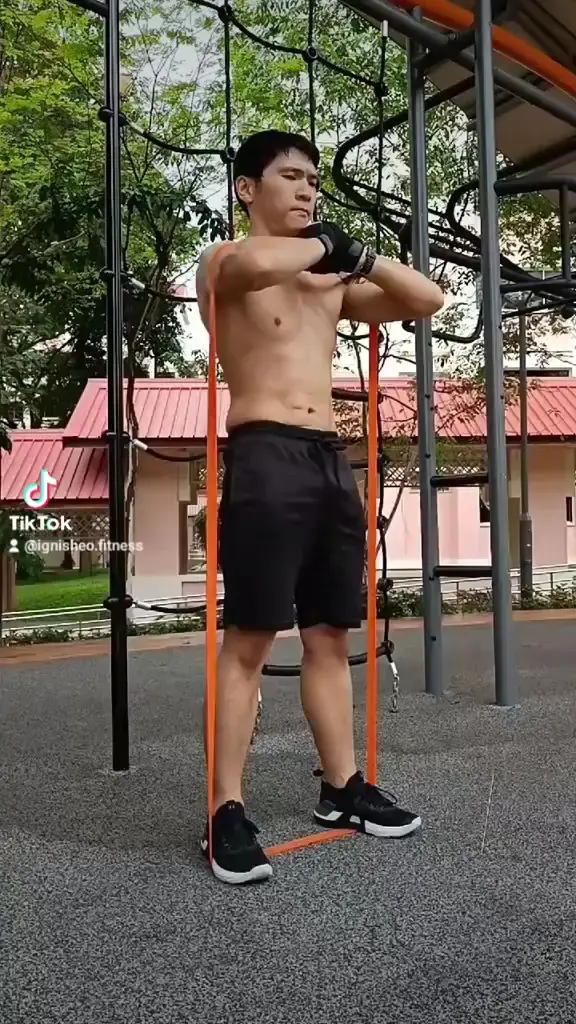 Get ready to feel the burn in those legs! 🔥 | Video published by Ignis Fitness | Lemon8