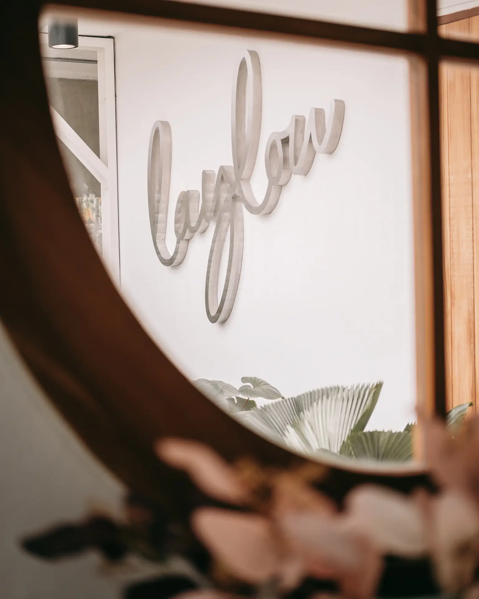 LAY LOW คาเฟ่เปิดใหม่ย่านประชาชื่น ชูจุดเด่นเรื่องไอศกรีม 🍦 | แกลเลอรีที่โพสต์โดย Rattomarty ...