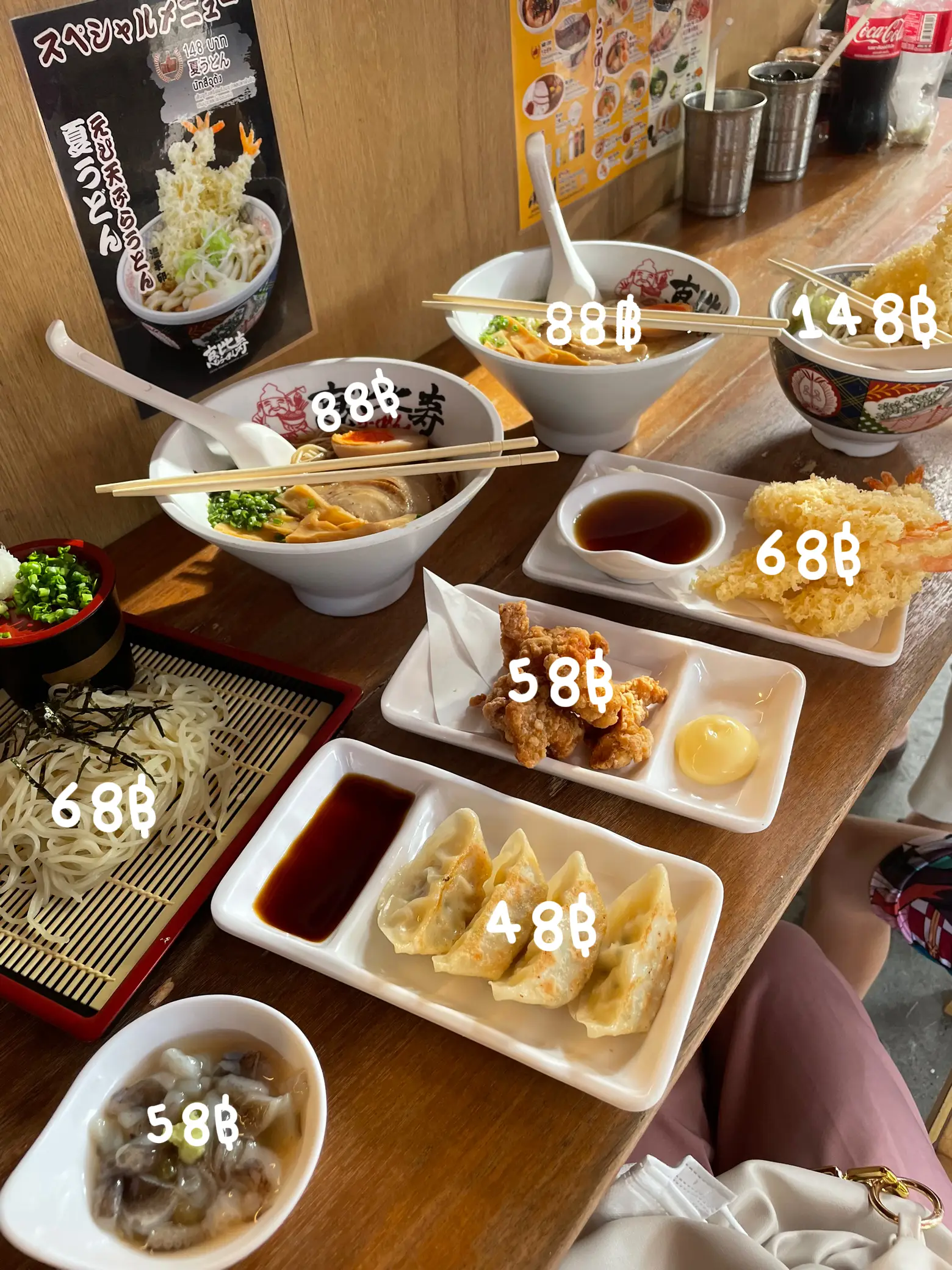 ราเมนเส้นสด ชามละ 88฿ | แกลเลอรีที่โพสต์โดย ernyanass | Lemon8