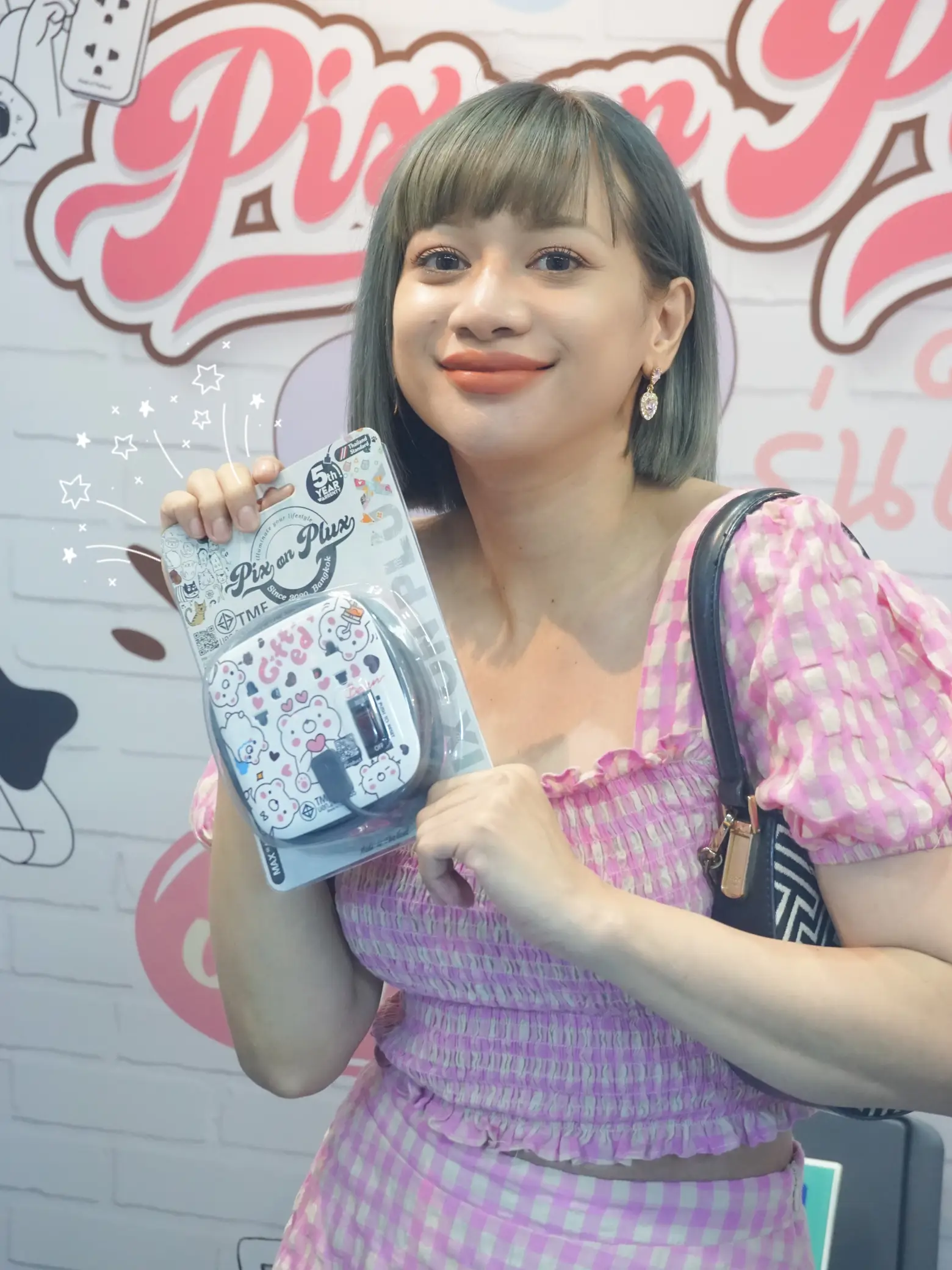 ปลั๊กไฟแบรนด์คนไทย สั่งทำลวดลายได้ตามใจ | แกลเลอรีที่โพสต์โดย May SJ | Lemon8