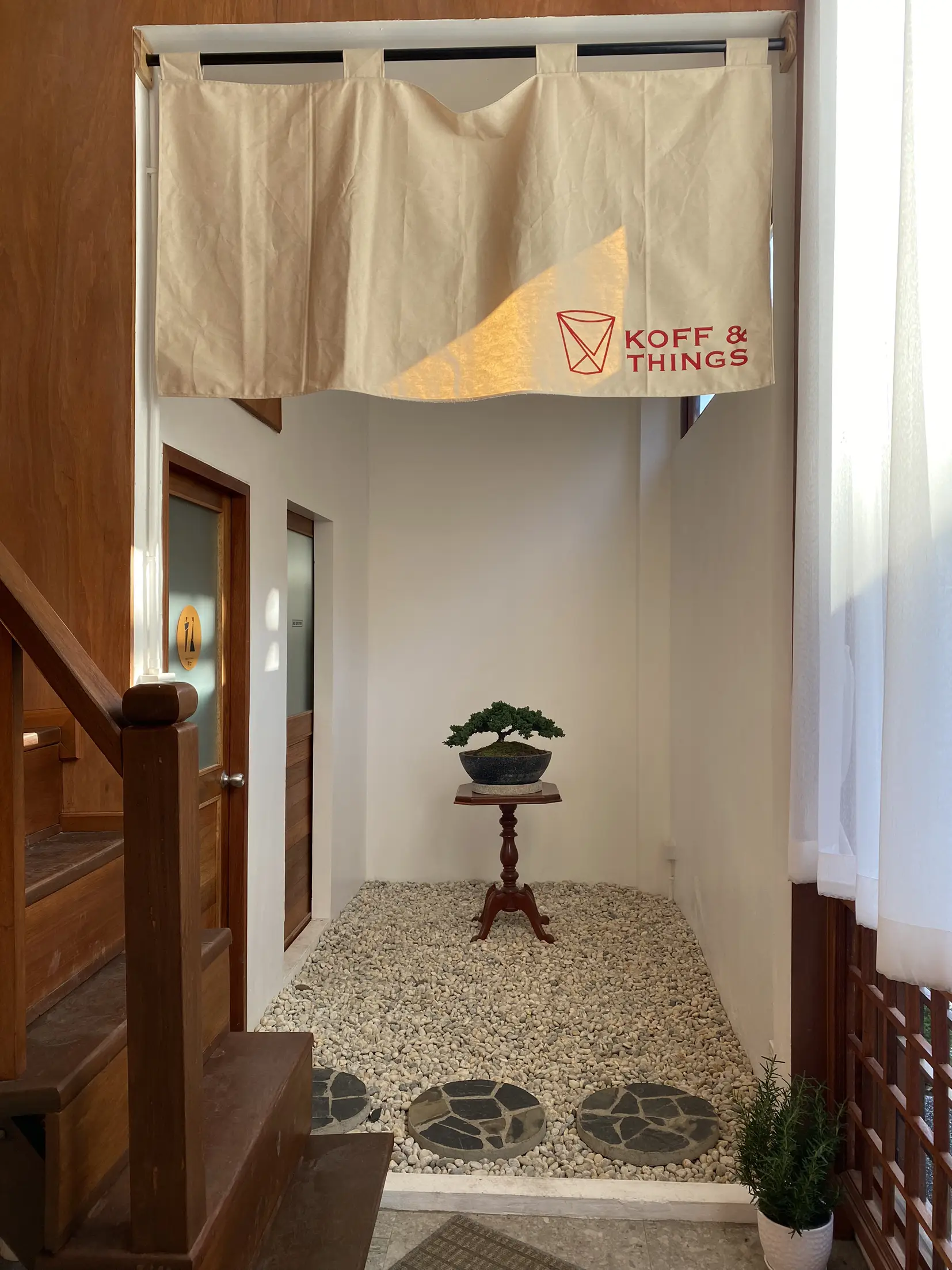 Cafe Hopping CNX @Koff & Things | แกลเลอรีที่โพสต์โดย ifound.a.love ♡ | Lemon8