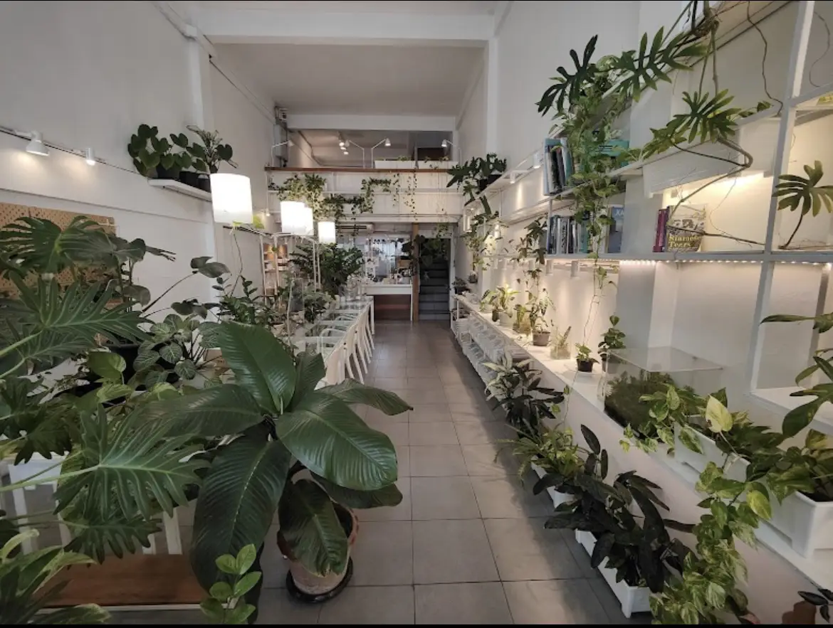 Plant Workshop Cafe คาเฟ่ล้อมไปด้วยต้นไม้ ใกล้BTSราชเทวี | แกลเลอรีที่ ...
