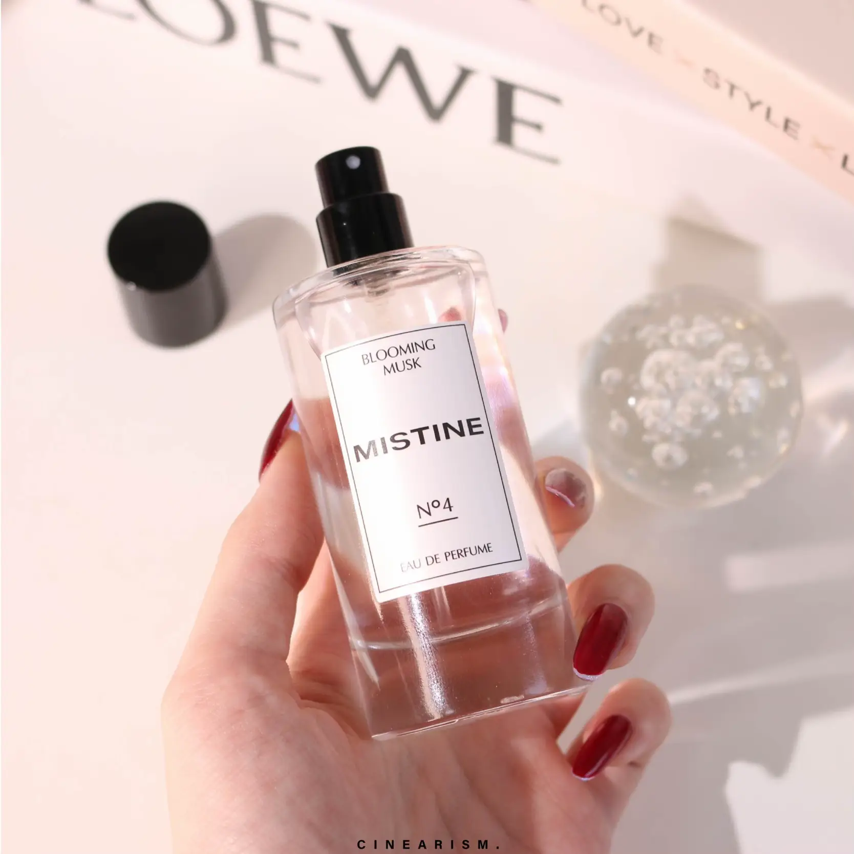 MISTINE น้ำหอมกลิ่นใหม่จากมิสทิน หอมหรูดูแพง🖤 | แกลเลอรีที่โพสต์โดย cinearism💀 | Lemon8