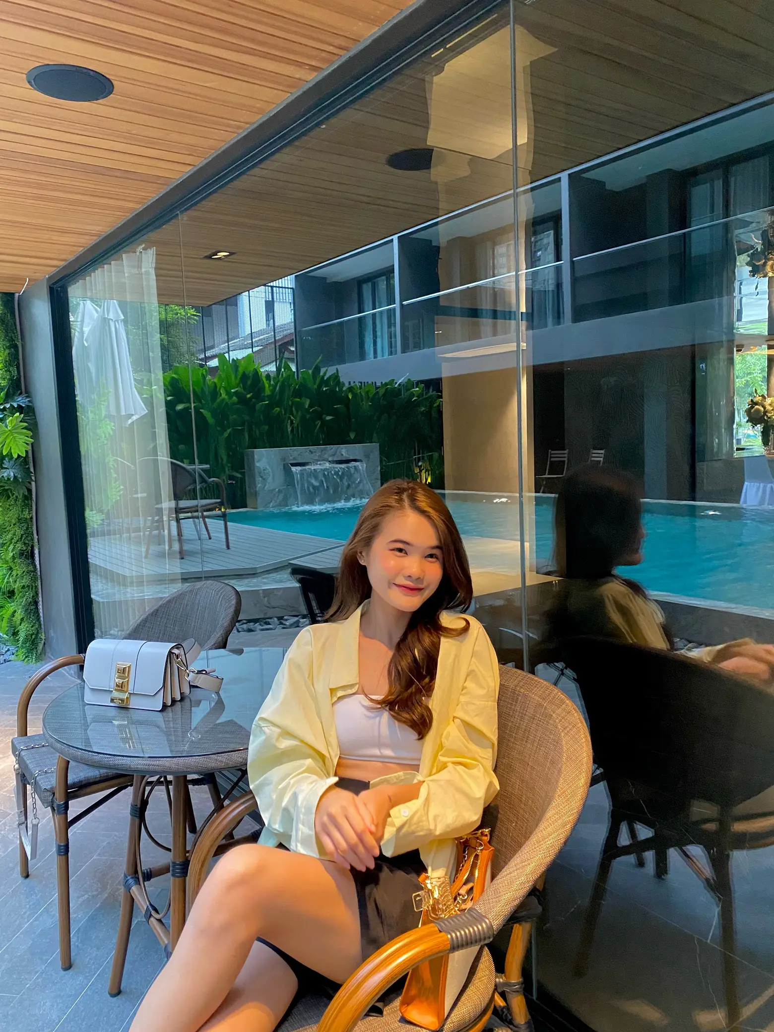 คาเฟ่ในโรงแรม Cafe Marquina 🎽ʬʬʬ | แกลเลอรีที่โพสต์โดย Ning Nutsita | Lemon8