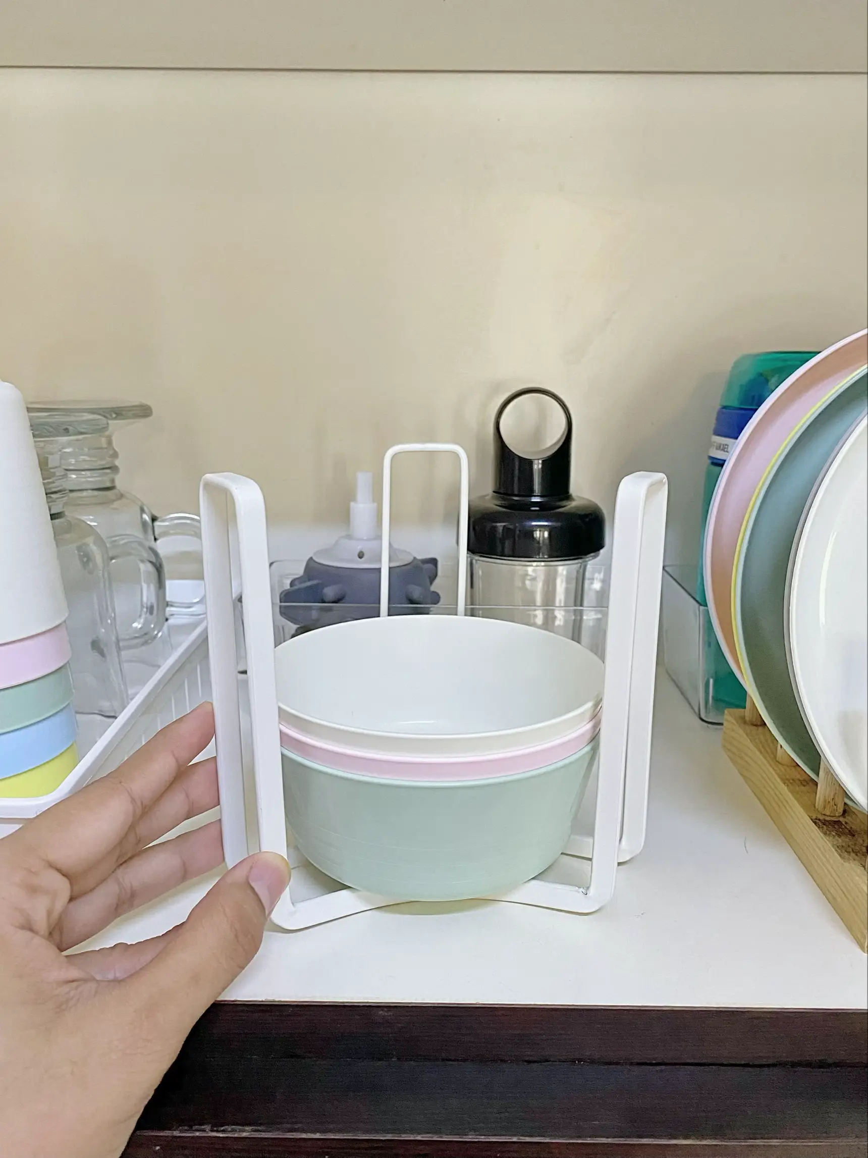 How To Organize Kids Cups & Plate | Galeri disiarkan oleh iamiza | Lemon8