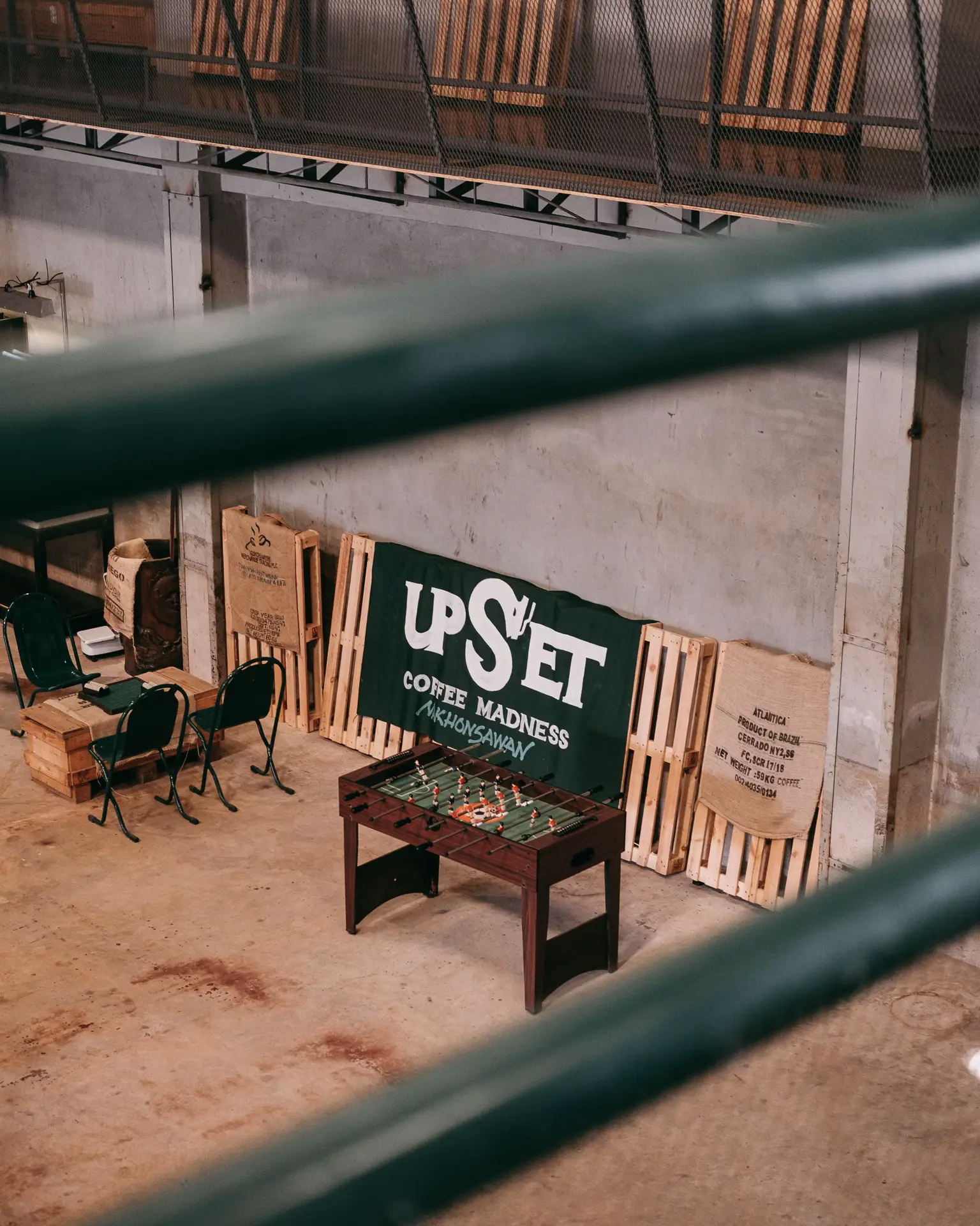 UPSET : COFFEE MADNESS คาเฟ่สุดเท่แบบลอฟท์ๆ นครสวรรค์ | แกลเลอรีที่ ...