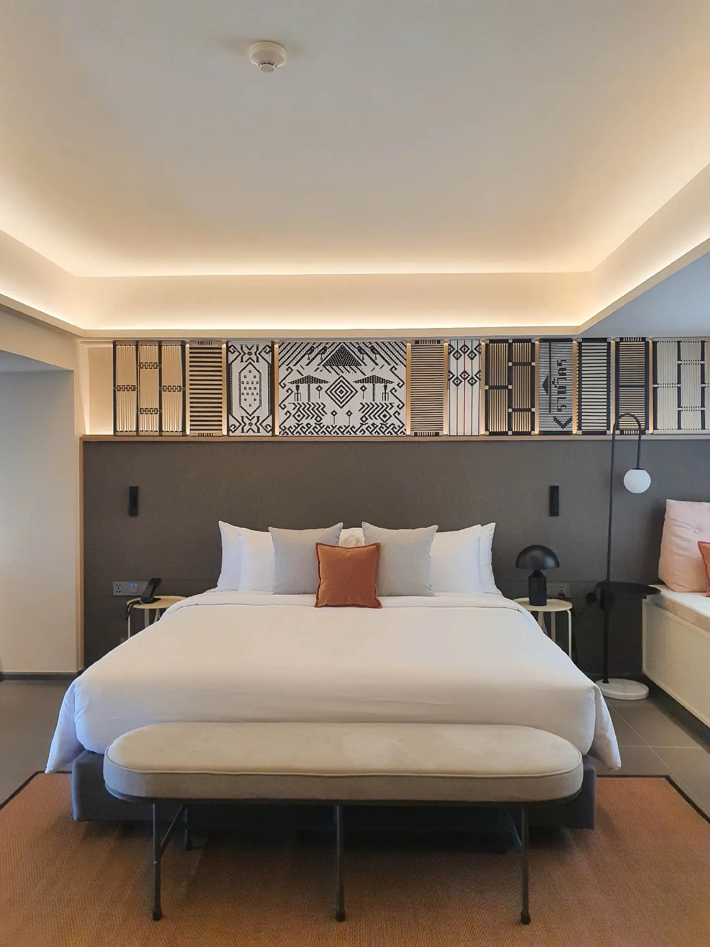 YANH Ratchawat ที่พักเปิดใหม่มินิมอลม้ากกก 🧡 | แกลเลอรีที่โพสต์โดย ...