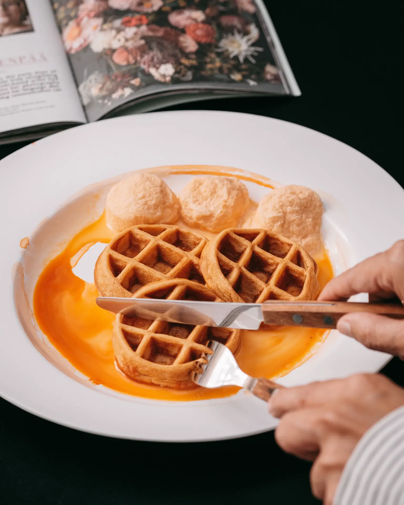 Cafe At Easeは、市内中心部にあるおいしいタイのペストリーカフェで、サイアムに非常に近いです。 | Rattomarty が投稿したフォトブック | Lemon8