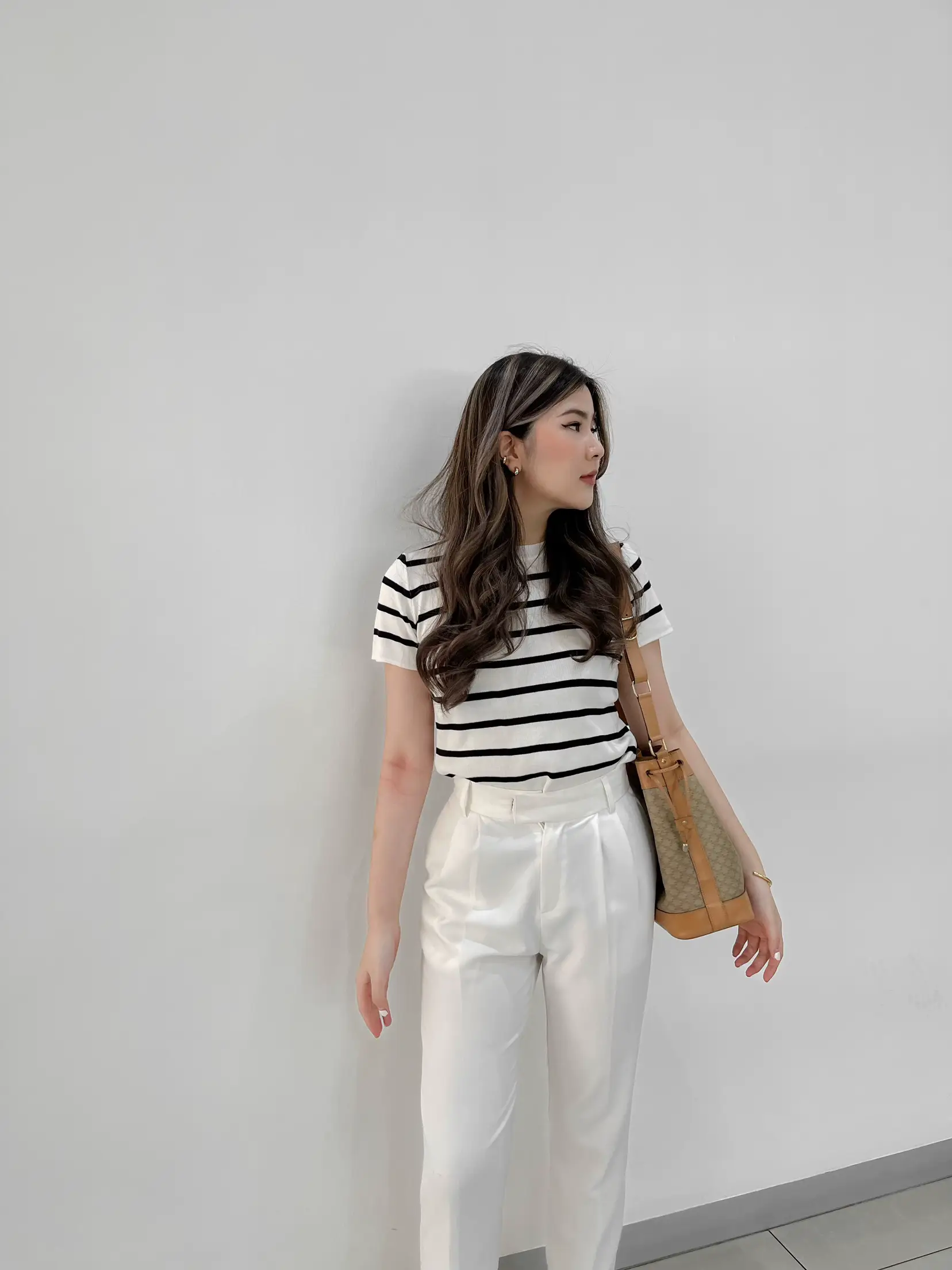 Working Outfit Ideas | Office OOTD | แกลเลอรีที่โพสต์โดย poppapnd | Lemon8