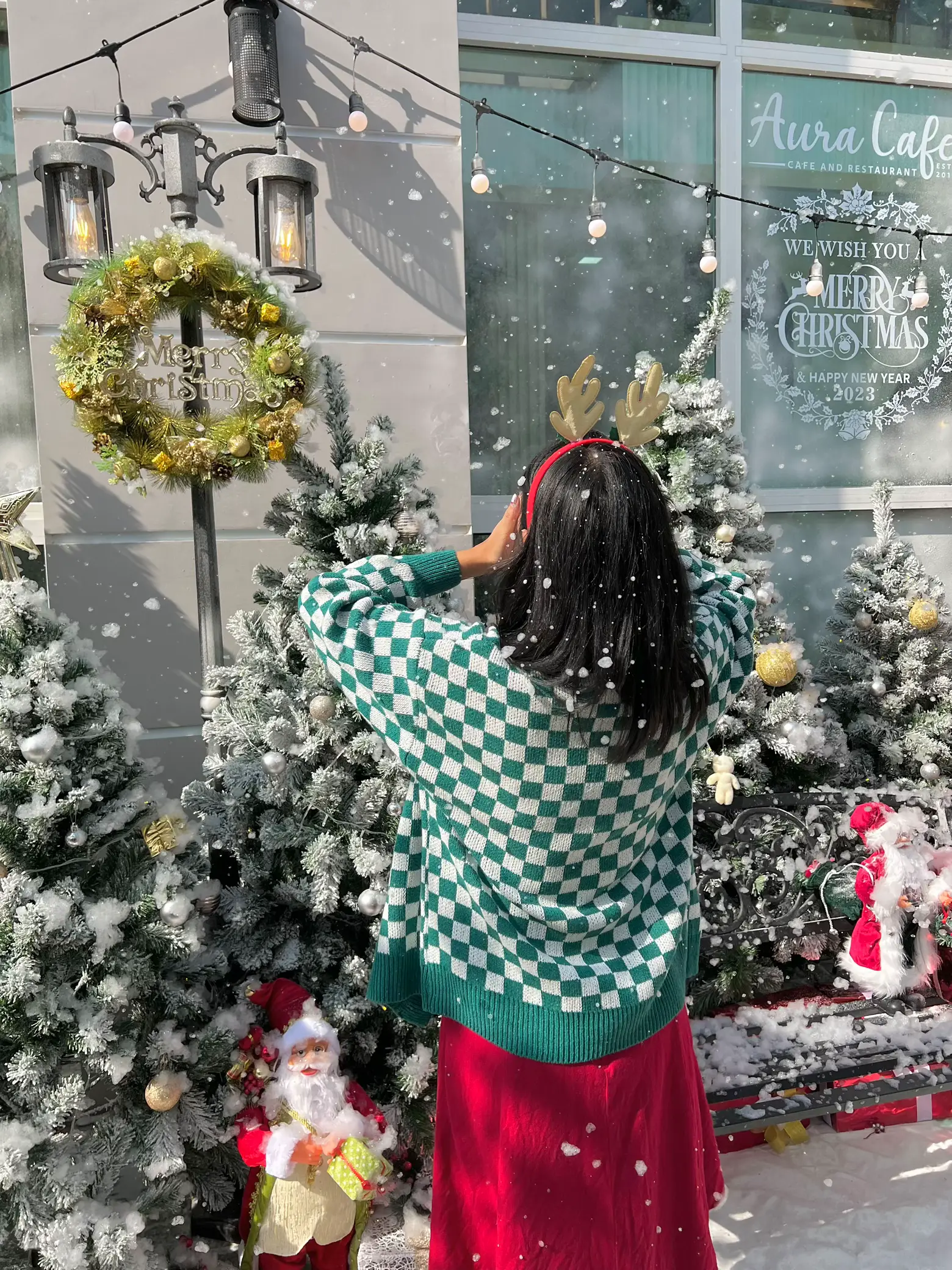 Christmas cafe hopping - หิมะตกที่ขอนแก่น ️🎄 | แกลเลอรีที่โพสต์โดย ...