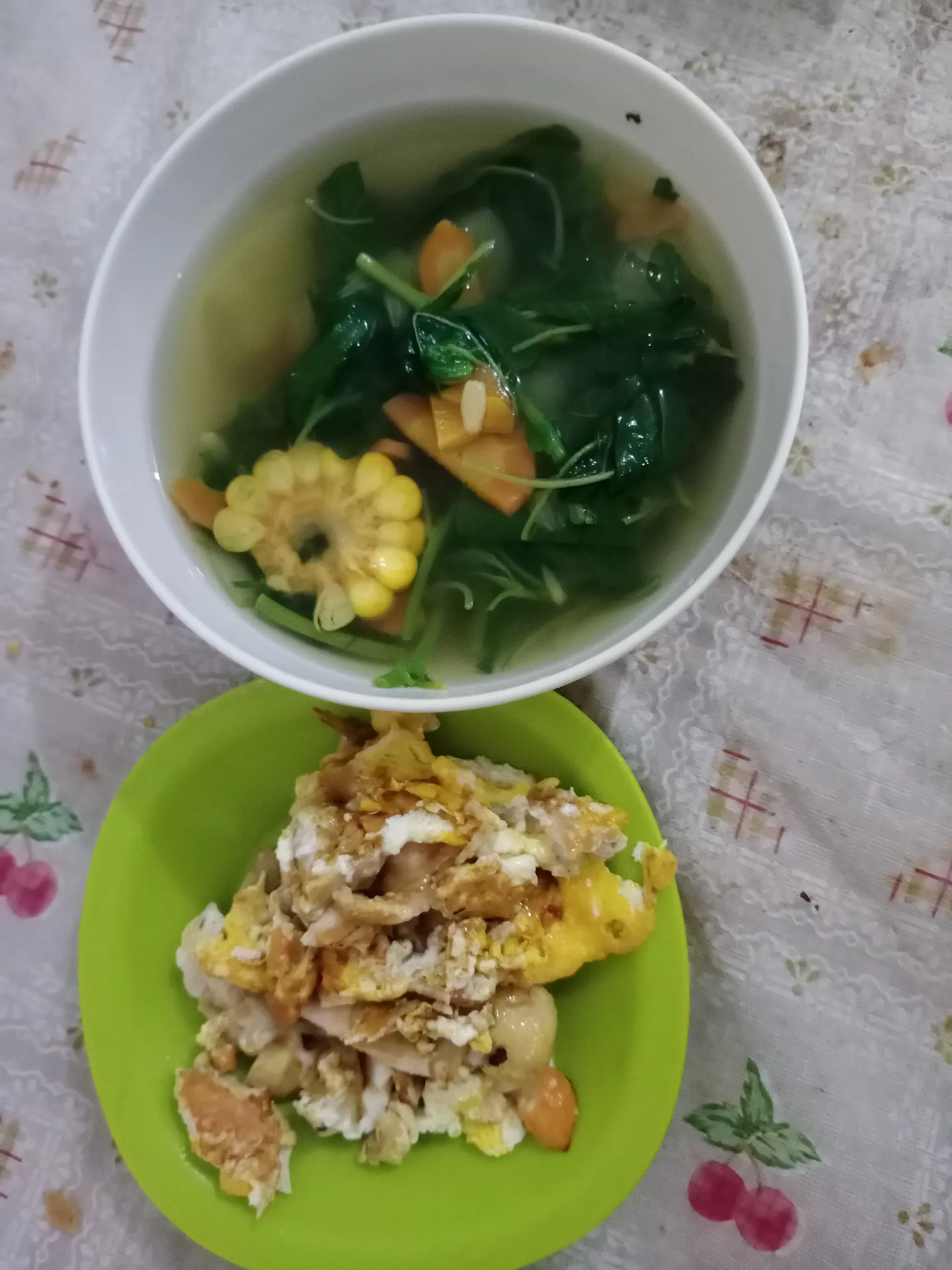 day 1 makan siang | Galeri diposting oleh Nana Ok | Lemon8