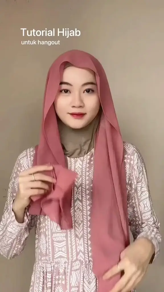 tutorial hijab untuk hangout | Video dipublikasikan oleh recommendation | Lemon8