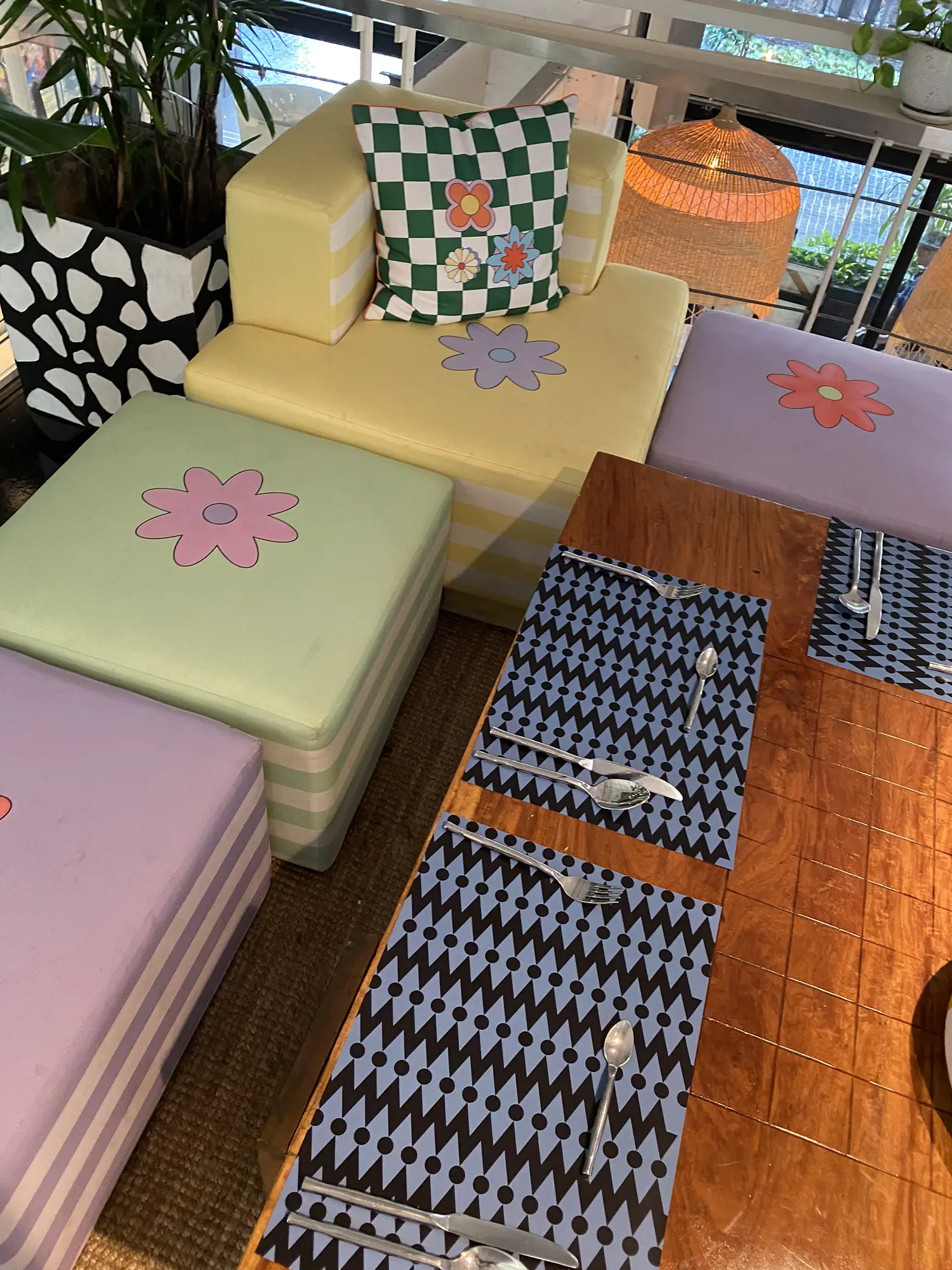 “Chim Chim”อยากให้คนมาชิม มา experience พร้อมเสพศิลป์🎨 | แกลเลอรีที่ ...