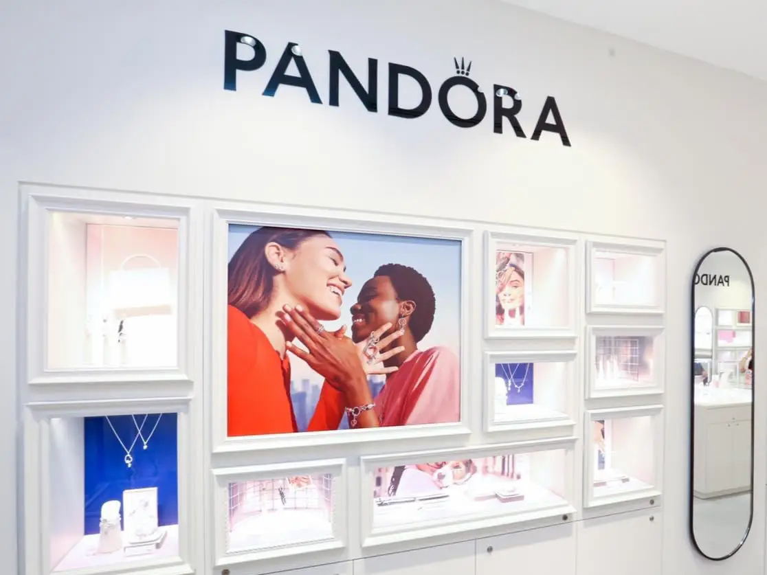 รีวิวสร้อย PANDORA ที่ได้ในวันเกิด🎂💐🪄 | แกลเลอรีที่โพสต์โดย kkaowaott ...