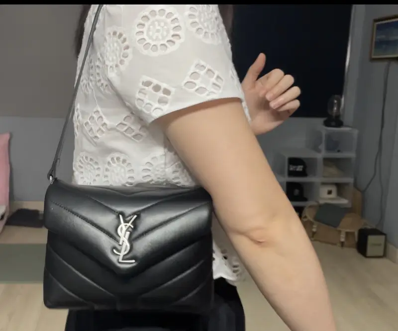 น้อง YSL loulou toy จุมั้ยใส่ไรได้บ้าง | แกลเลอรีที่โพสต์โดย lifestyle ...