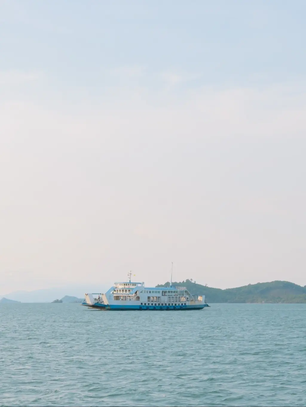 ที่พัก #เกาะช้าง คนละ 550 บาท 🐘🏝️ | แกลเลอรีที่โพสต์โดย lbzero | Lemon8