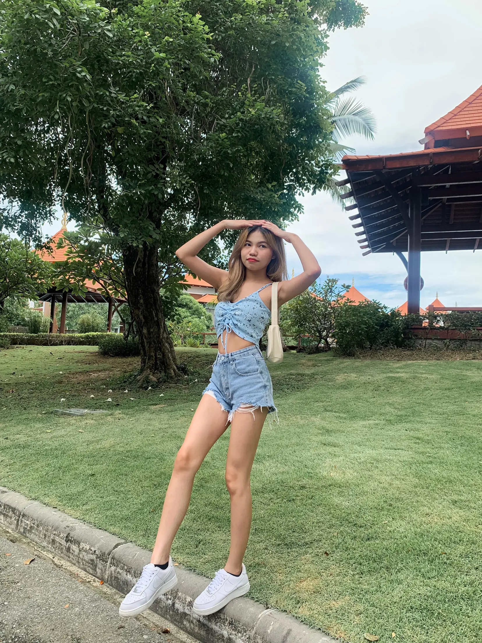 Review air force 1 เข้ากับทุกลุค 👟 | แกลเลอรีที่โพสต์โดย llsylvie | Lemon8