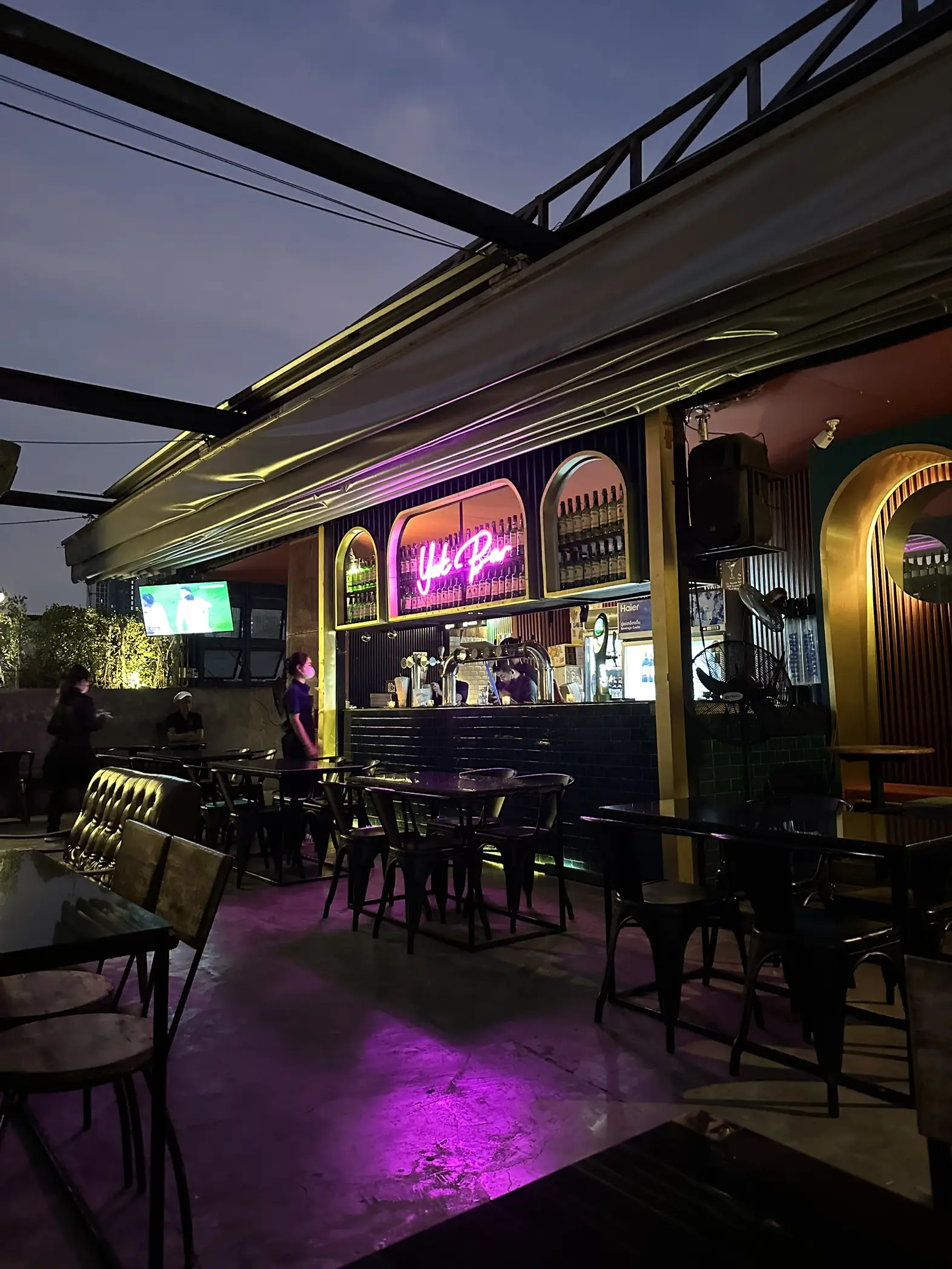 ร้านนี้ฟีลดี…นัดเดทได้เลย 🥰 | แกลเลอรีที่โพสต์โดย Ojay🐻 | Lemon8