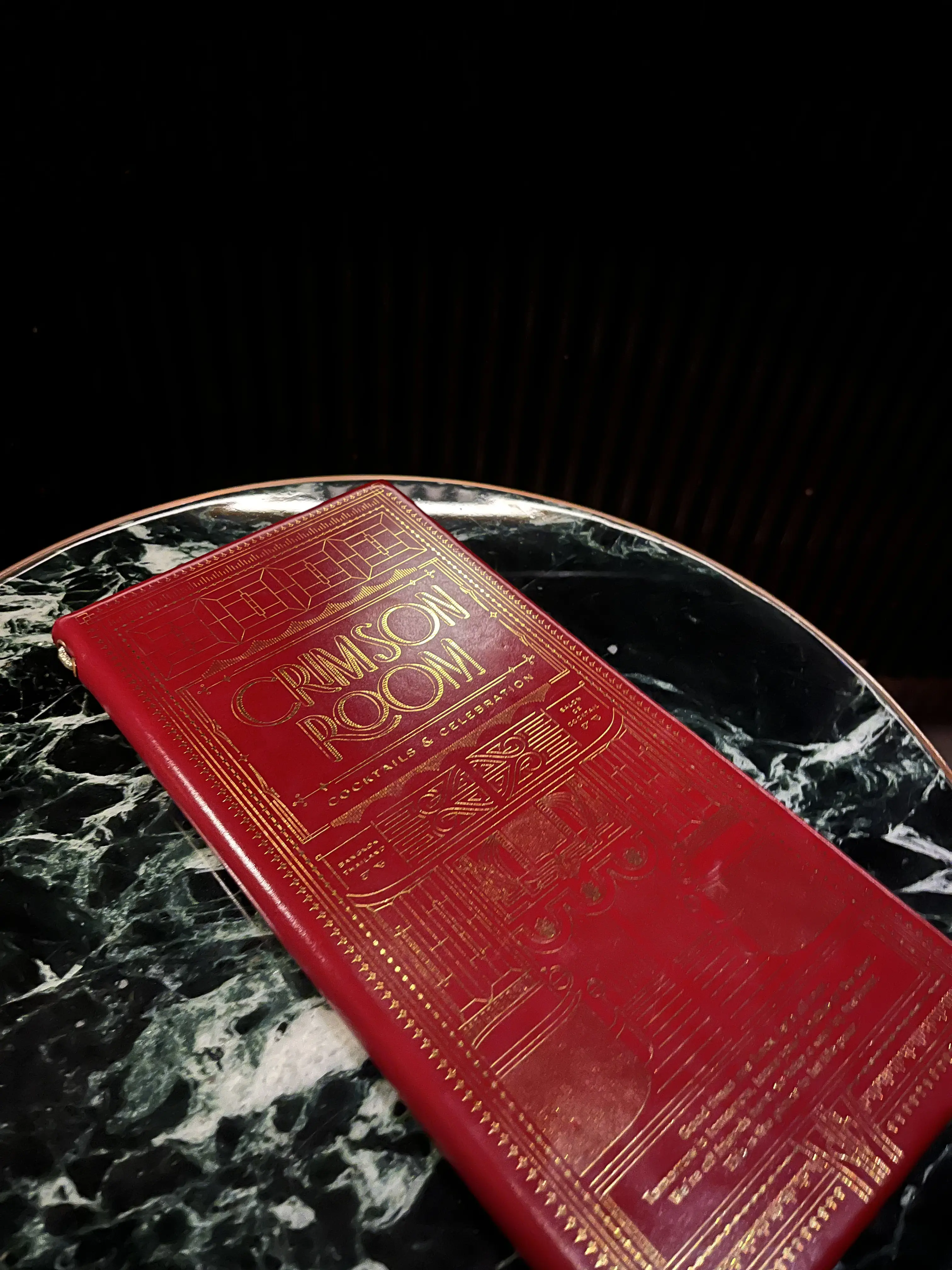 Crimson Room ️🥂 | บาร์แจ๊สสุดหรู ใจกลางกรุงเทพ | แกลเลอรีที่โพสต์โดย ...