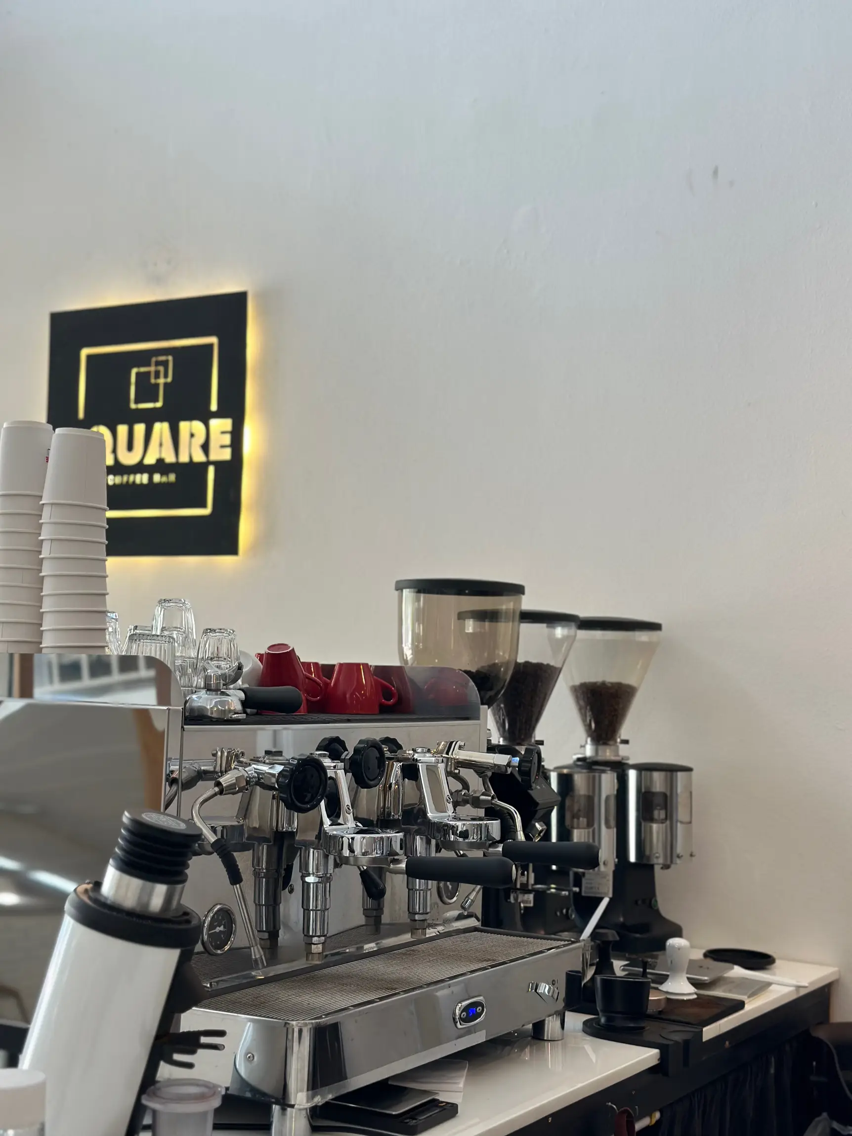 Square Coffee Roaster คาเฟ่สายมินิมอล ย่านแม่โจ้ เชียงใหม่ | แกลเลอรี ...