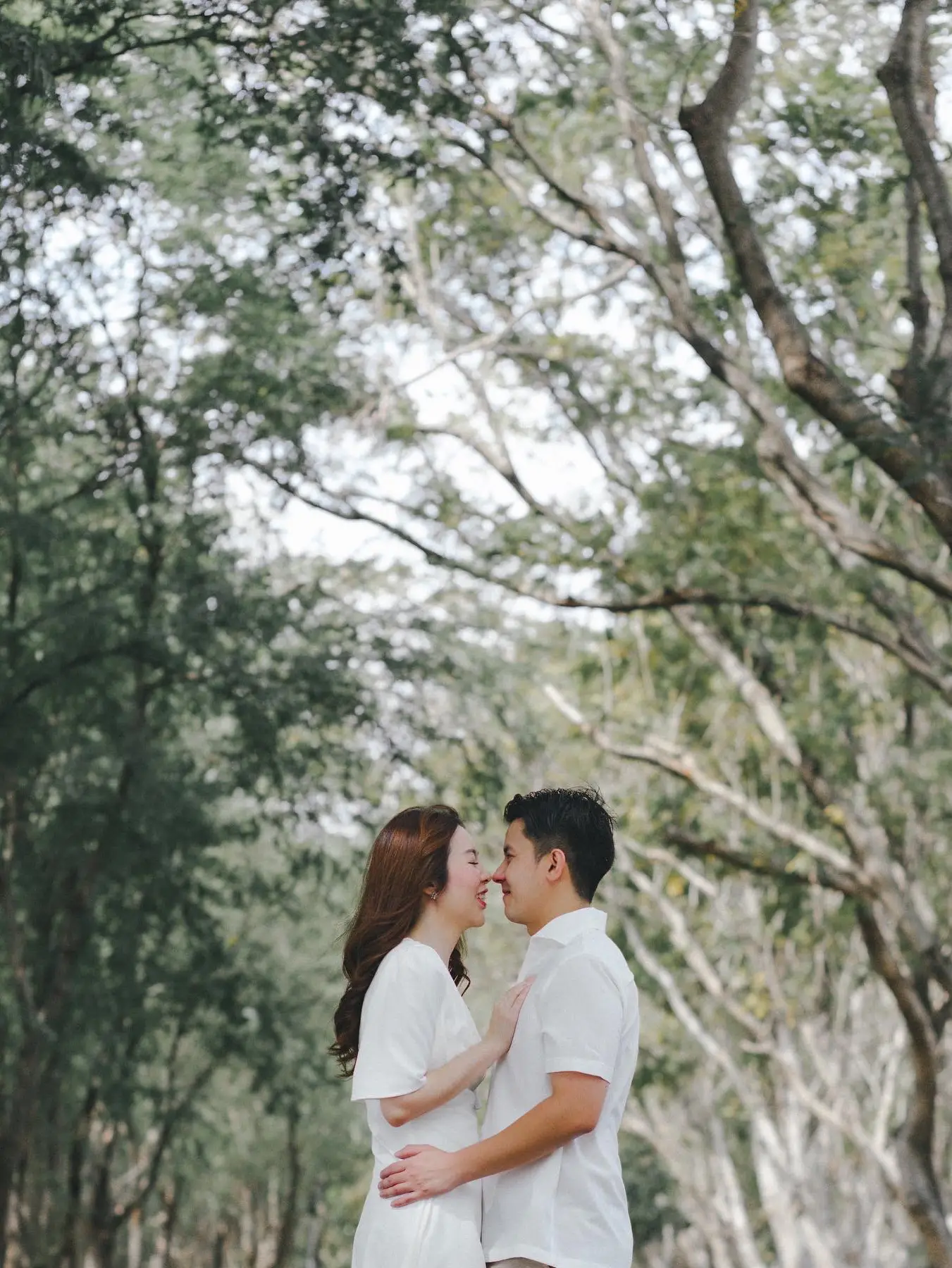 ถ่ายรูปพรีเวดดิ้ง สไตล์มินิมอล เเชร์โลเคชั่นถ่ายพรีเวดดิ้ง | แกลเลอรีที่โพสต์โดย Chawin | Lemon8