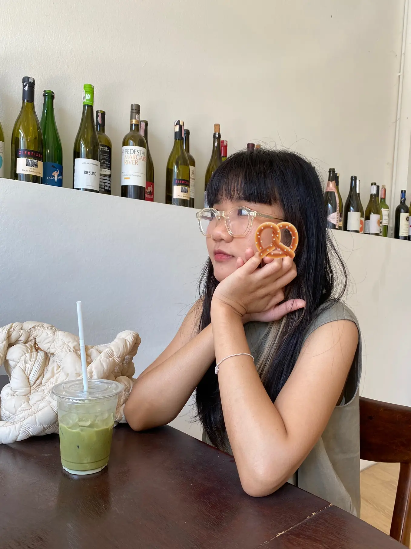 #OOTD คาเฟ่ลุค 👀⭐️🤍 Style muji 🫶🏻 | แกลเลอรีที่โพสต์โดย yellowsin | Lemon8