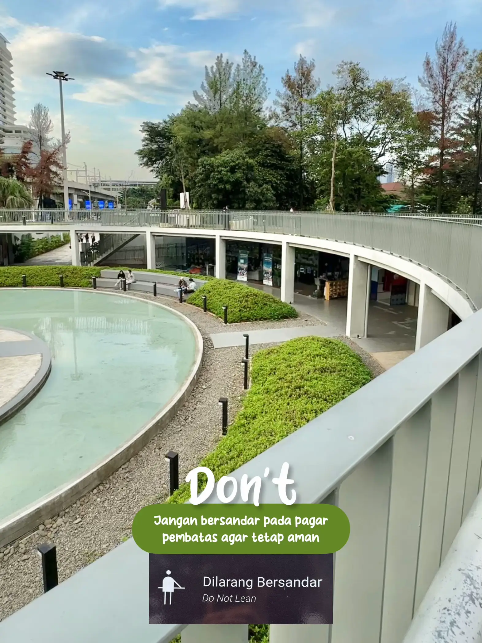 ⚠️ PERHATIIN HAL BERIKUT KALAU KE TAMAN LITERASI ⚠️ | Galeri diposting oleh David Christian | Lemon8