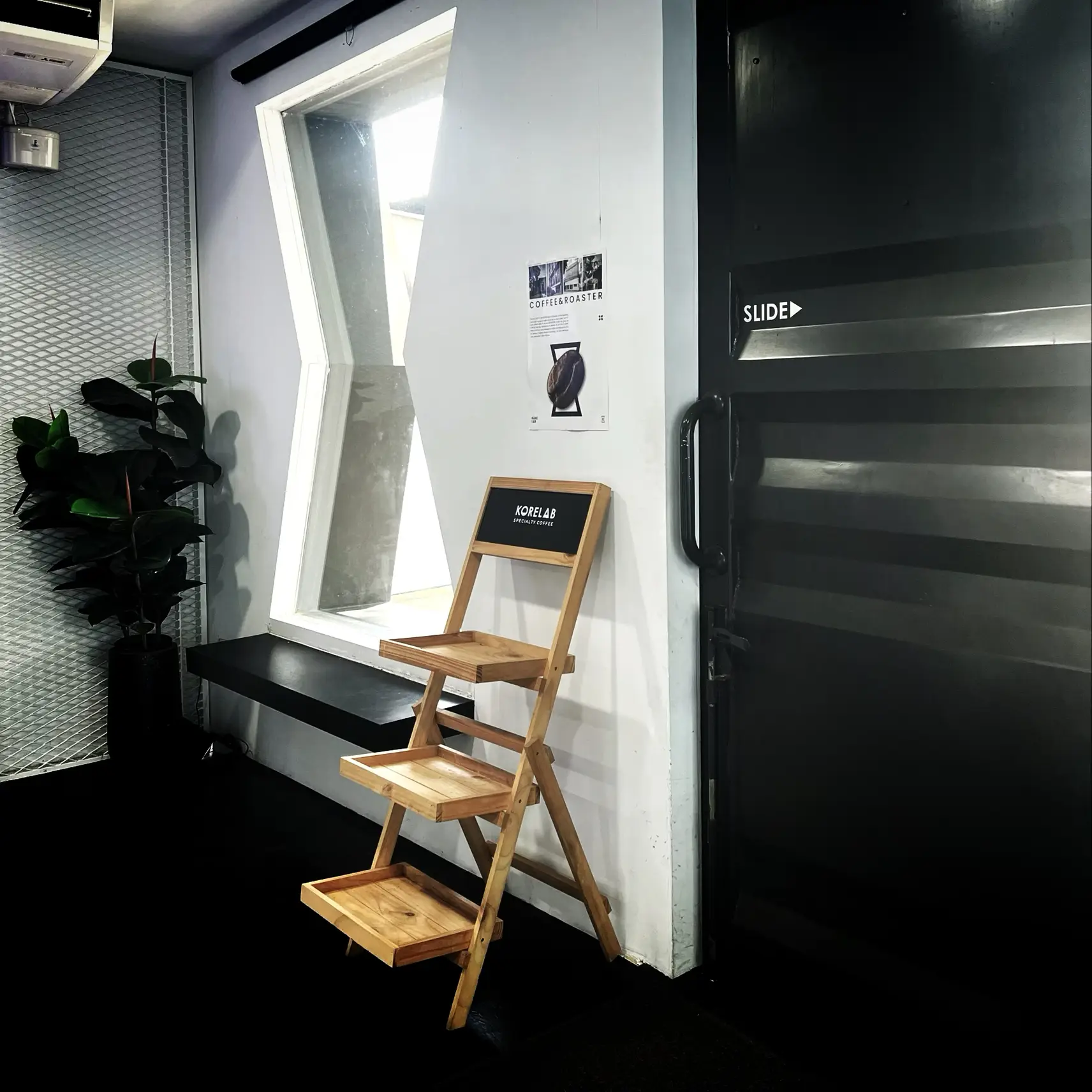 KORE LAB EXPERIMENTAL CAFÉ คาเฟ่คุมโทน จ.อยุธยา | แกลเลอรีที่โพสต์โดย ...