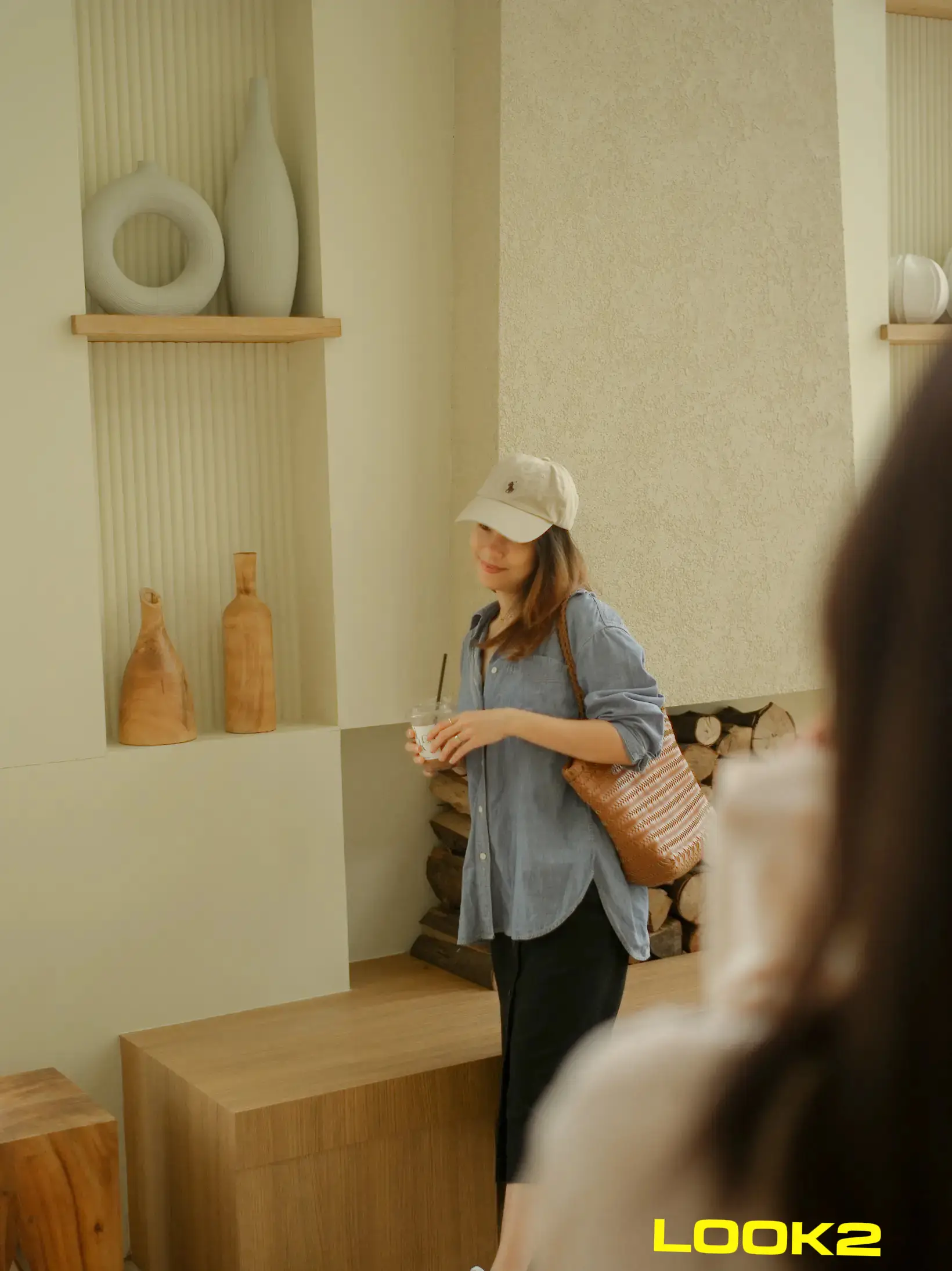 Office OOTD เสื้อคลุมตัวเดียวใส่ได้3แบบสุดคุ้ม จาก Uniqlo 👚🌈 | แกลเลอรีที่โพสต์โดย Kadewichuda ...