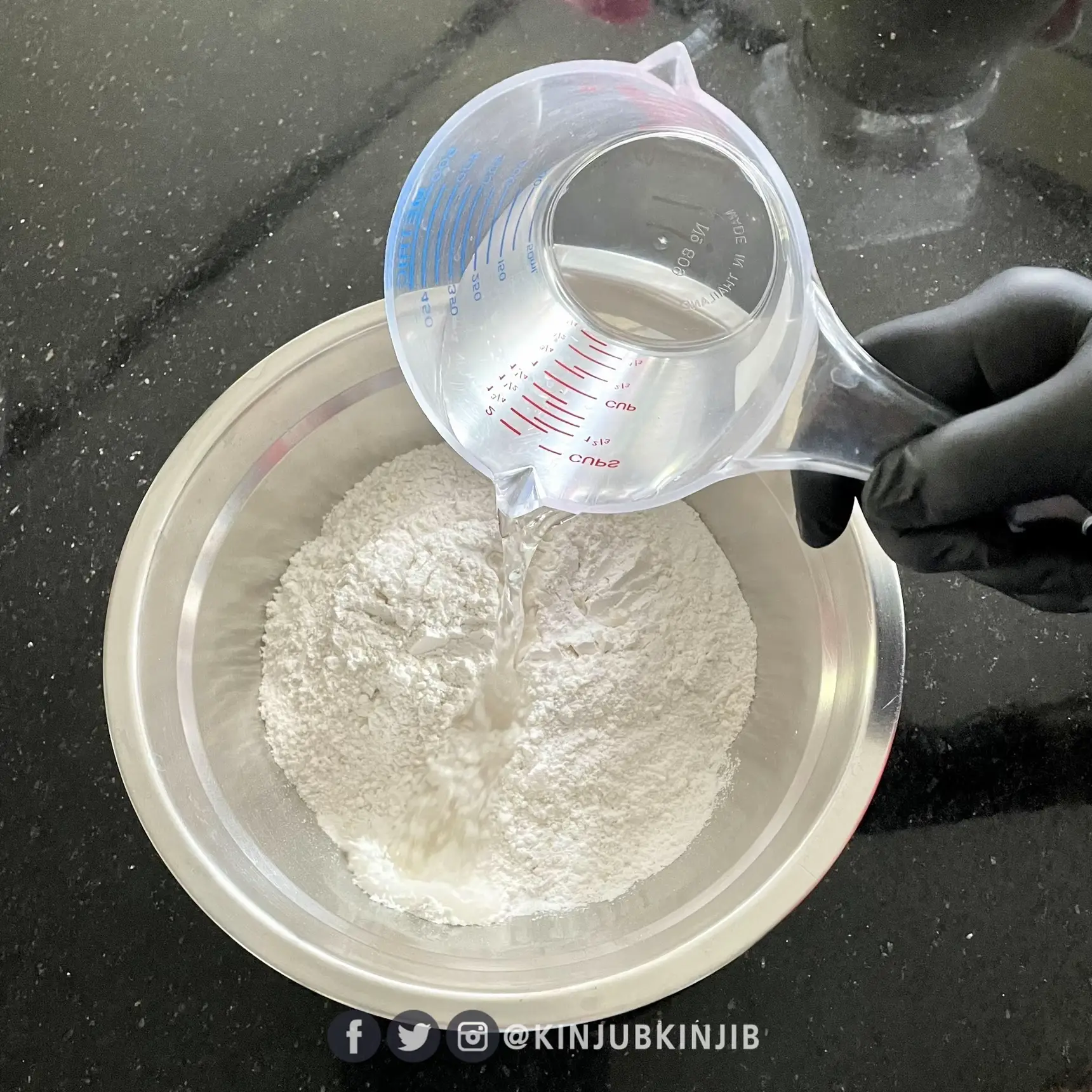 แจกสูตรกล้วยทอดทำง่ายมาก อร่อยฟุดๆ มาดูเร็ววว | แกลเลอรีที่โพสต์โดย kinjubkinjib | Lemon8