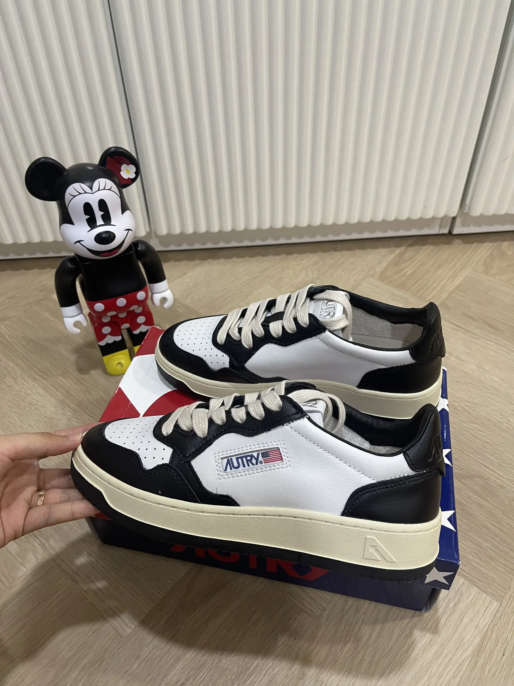 รองเท้าAutry น้องใหม่มาแรงแบรนด์จากUSA 🇺🇸 | แกลเลอรีที่โพสต์โดย Suchada K. | Lemon8