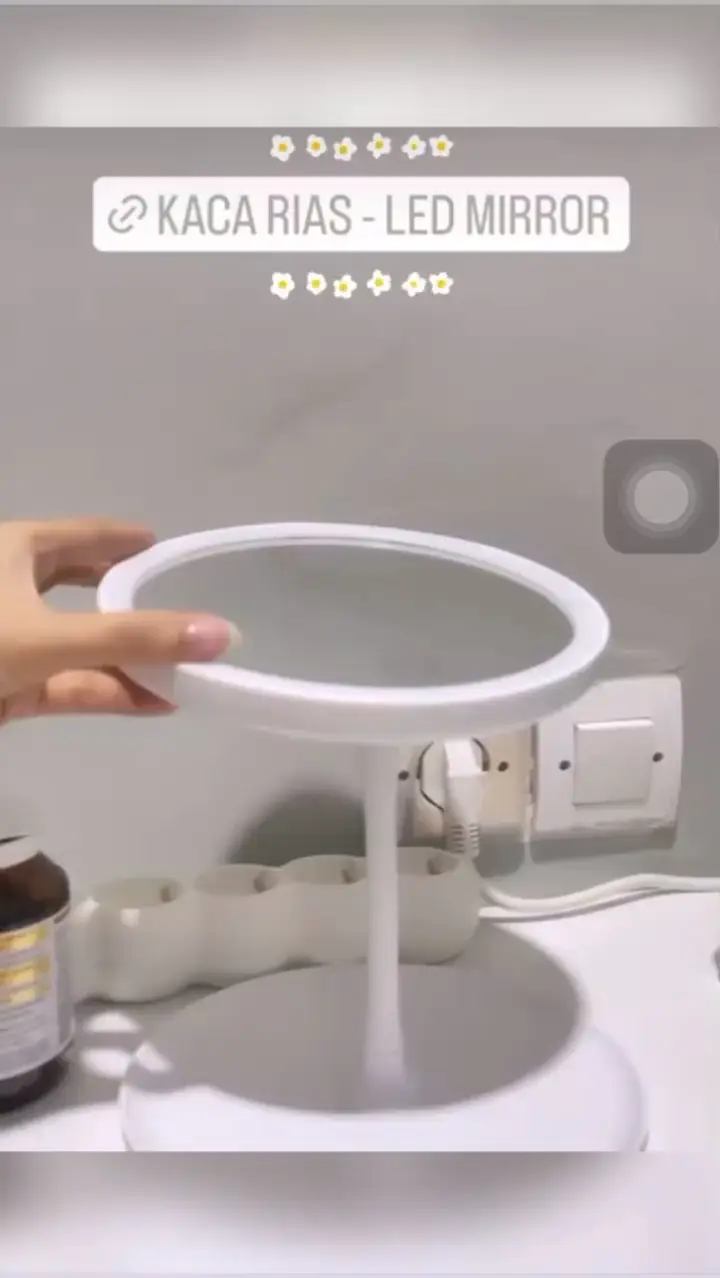 Kaca Rias - LED Mirror | Video dipublikasikan oleh Farida Rizkyani | Lemon8