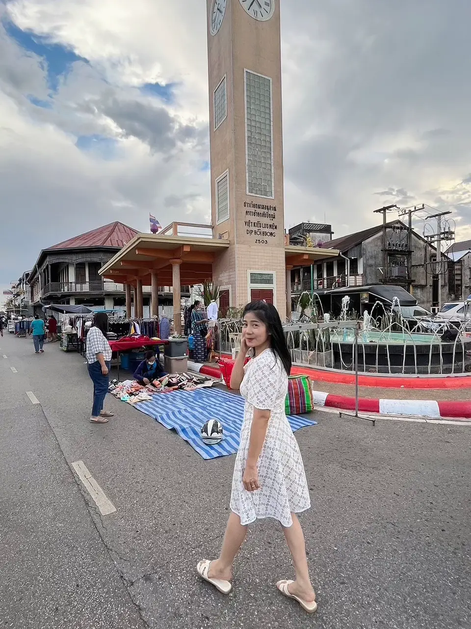 เดินชิลถนนคนเดิน นครพนม | แกลเลอรีที่โพสต์โดย ชญา Chayanan | Lemon8