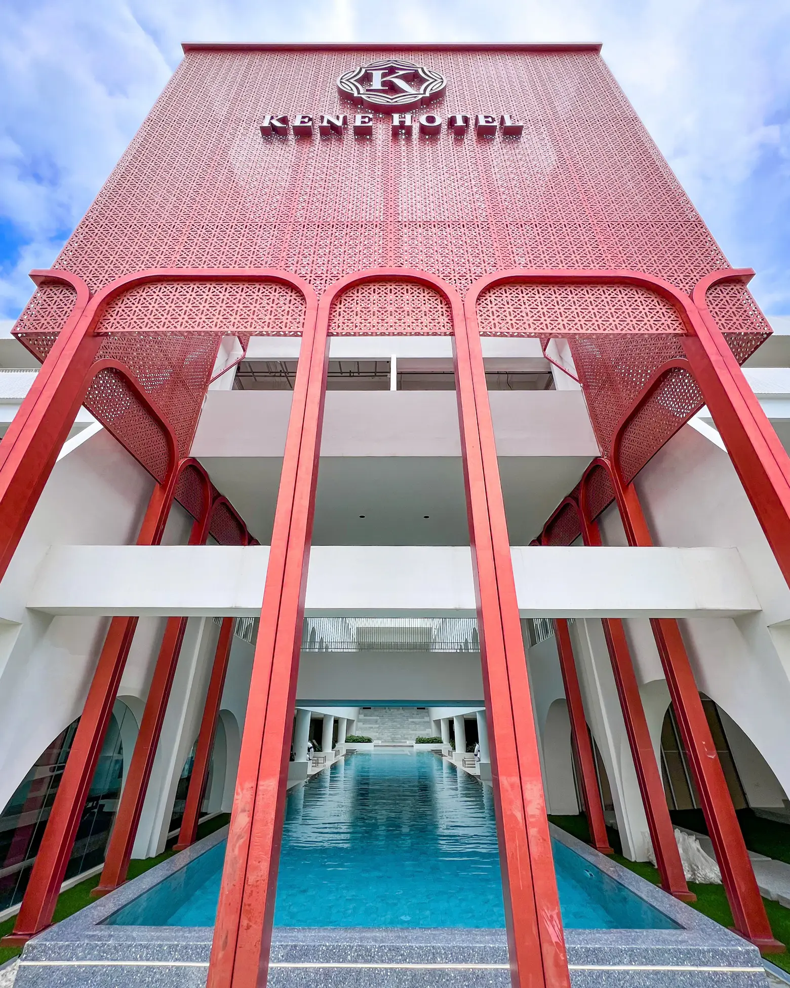 KENE Hotel Bangkok & Sarin Cafe 🍹 | แกลเลอรีที่โพสต์โดย iCoketotoro | Lemon8