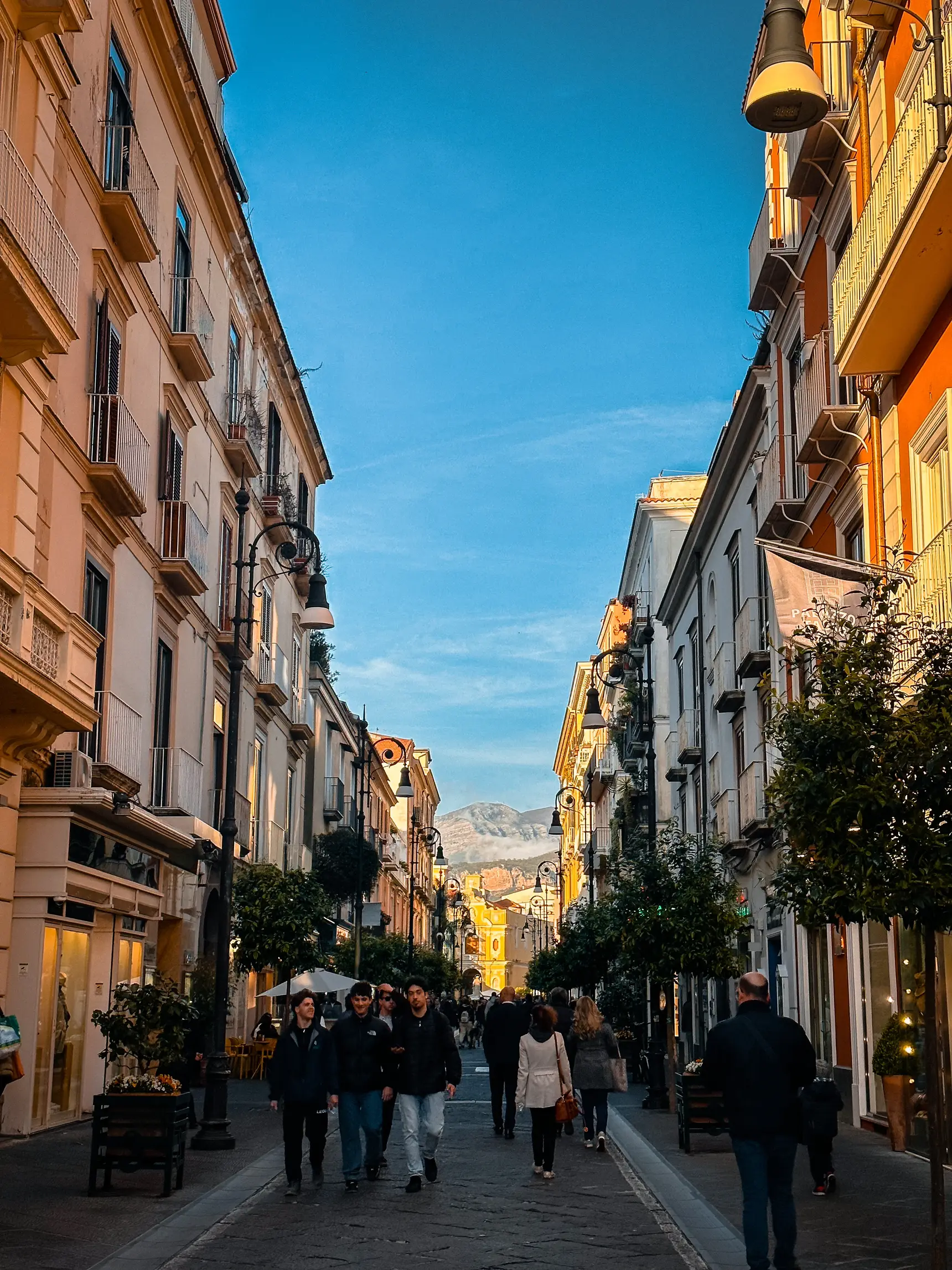 Sorrento So good เมืองพักตากอากาศอันเงียบสงบ😌 | แกลเลอรีที่โพสต์โดย ...