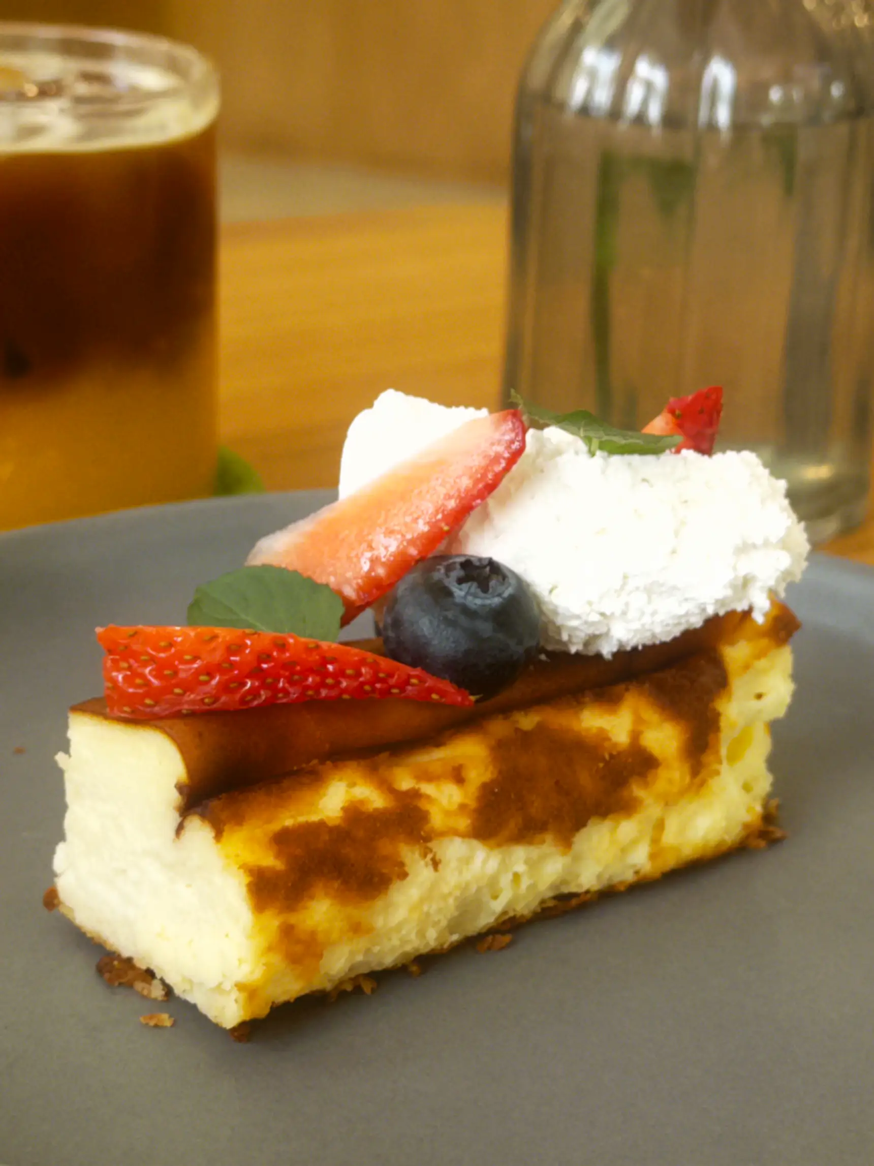 AMI BRUNCH & BUBBLES คาเฟ่เปิดใหม่ย่านอารีย์🌼 | แกลเลอรีที่โพสต์โดย ...