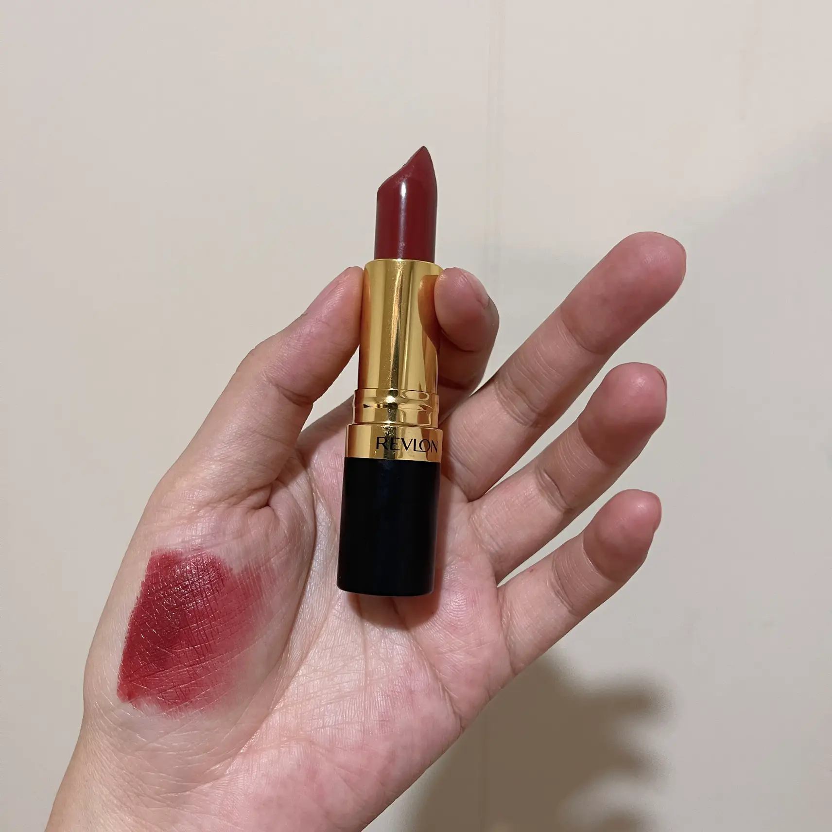 ถูกและดี Revlon 007 สีกันตาย | แกลเลอรีที่โพสต์โดย สวยค่ะซิส | Lemon8