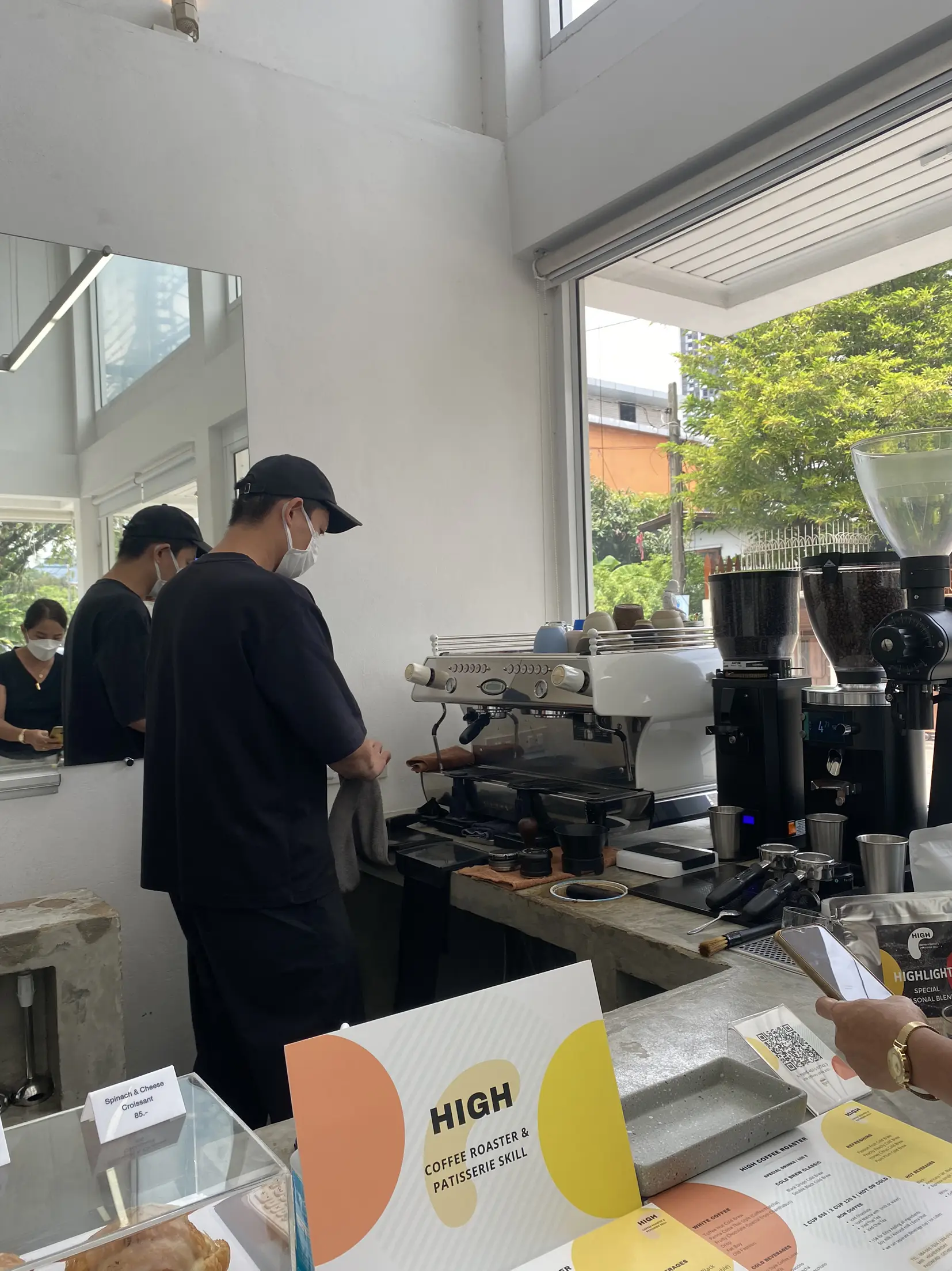 HIGH coffee กาแฟดีๆที่ซ่อนอยู่ใน ซ.งามวงศ์วาน27 | แกลเลอรีที่โพสต์โดย .jpex | Lemon8