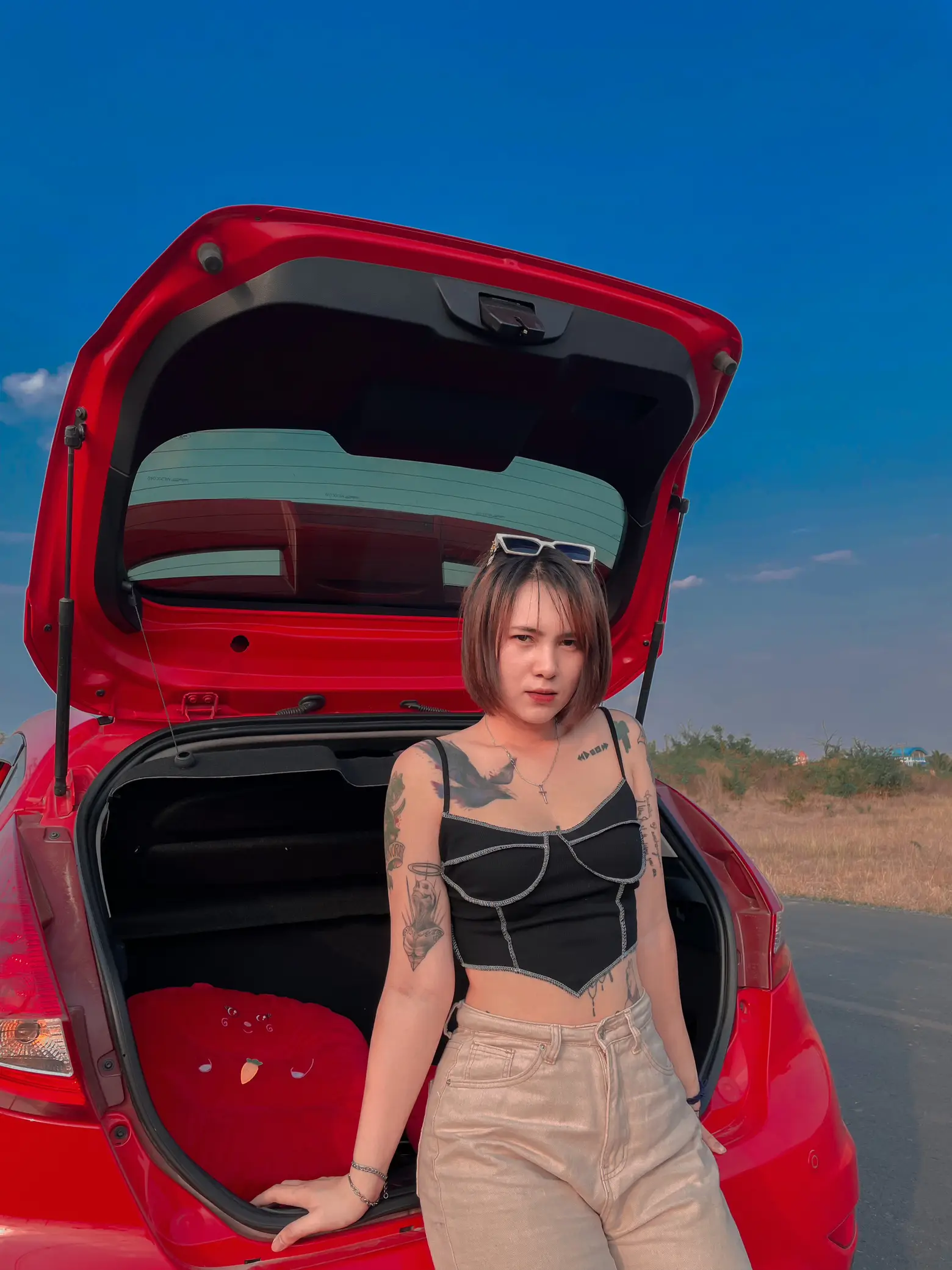 มุมถ่ายรูป กับรถคู่ใจ🚗 | แกลเลอรีที่โพสต์โดย Tanyong Sunisa | Lemon8